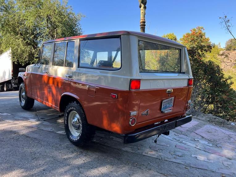 1971 Toyota Land Cruiser Pristine 2-tone Land Cruiser looking for a new hom