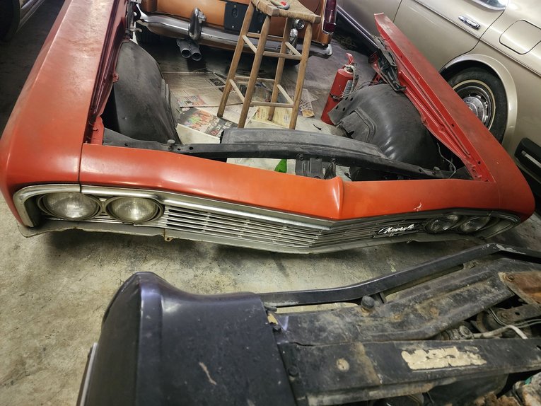 Chevrolet 1966 Impala Front End