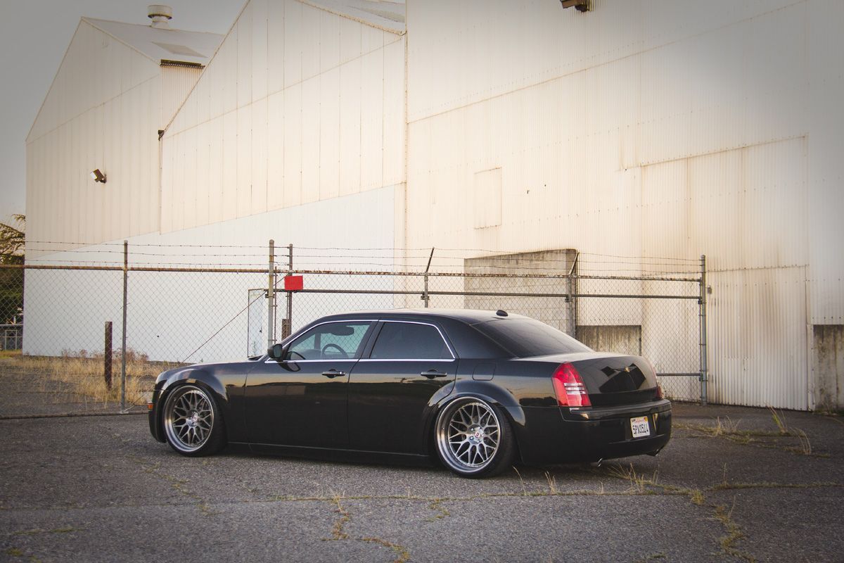 An Accuair/HRE Production: Chrysler 300C | Luxury4Play.com