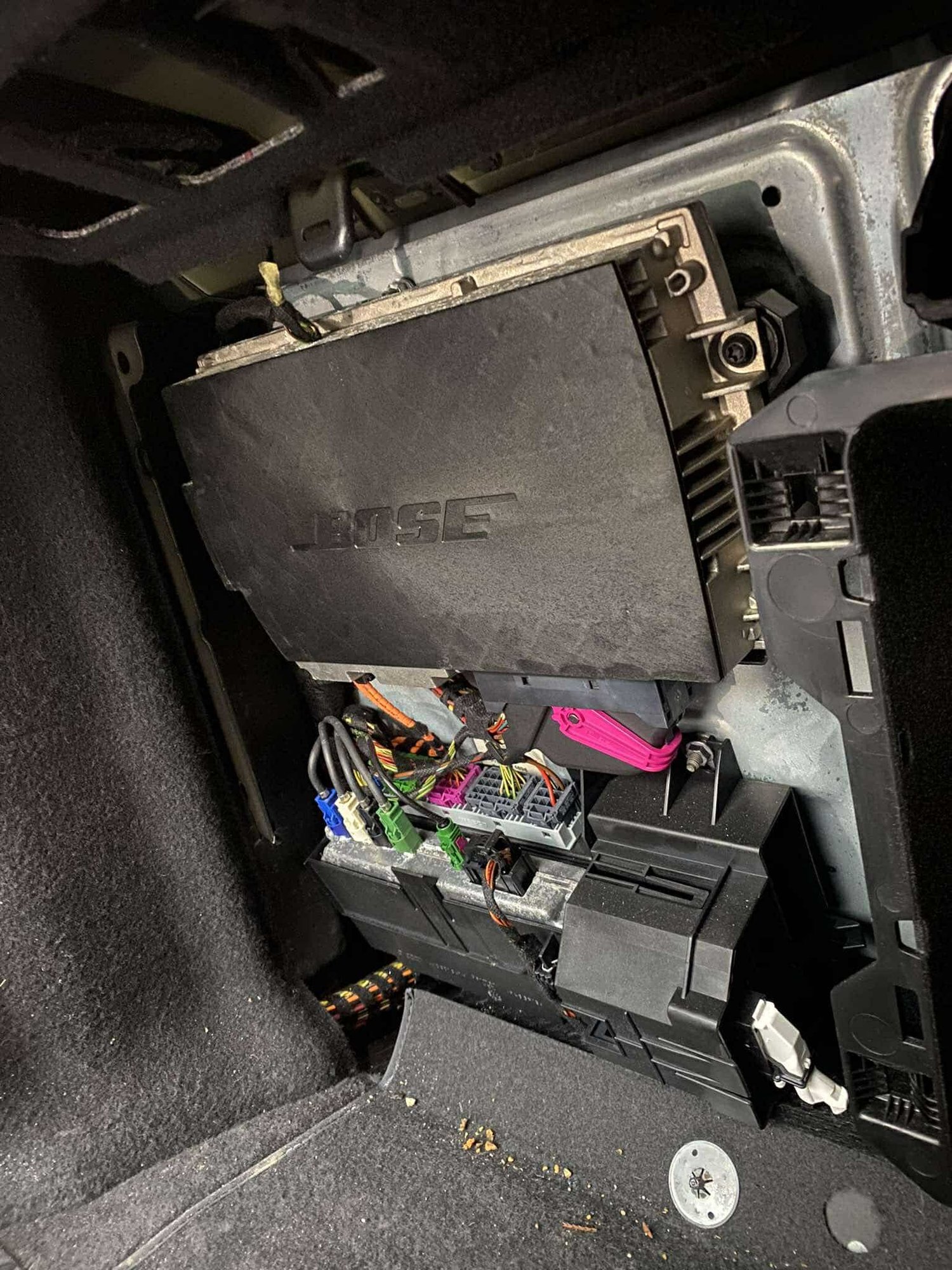 A8 D4 Facelift - Radio Tuner Control Box Location? - AudiWorld Forums