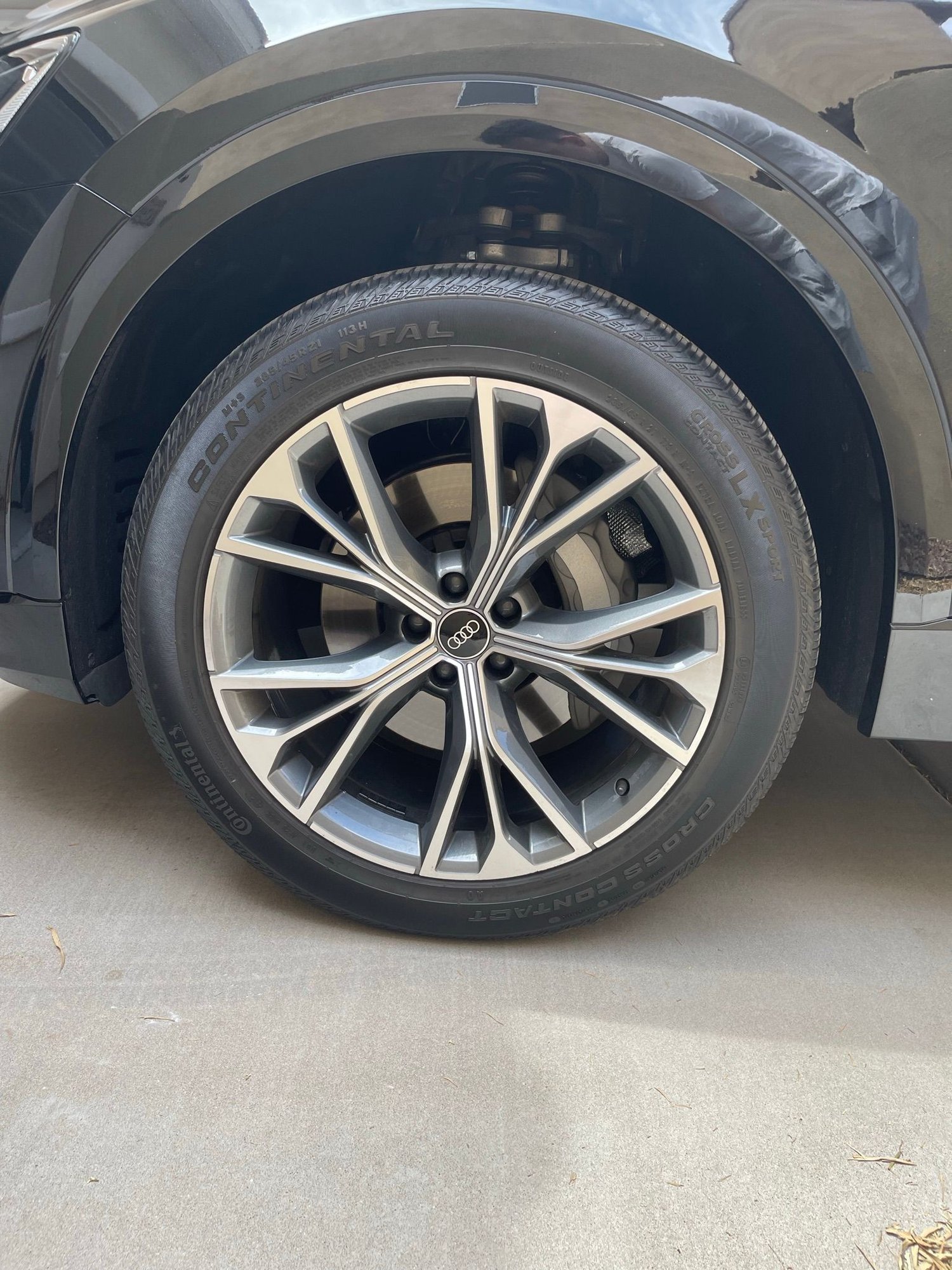 2021 Audi Q8 21 Inch Stock OEM Wheels & Cross Contact LX Sport Tires ...