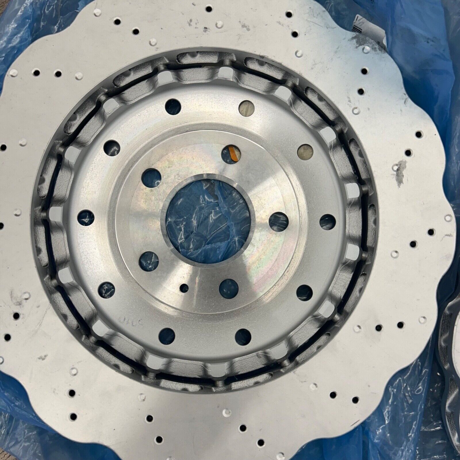 Audi R8 VNE Oem Factory Brake Disc Rotors Rear 4S0-615-601 B Right ...