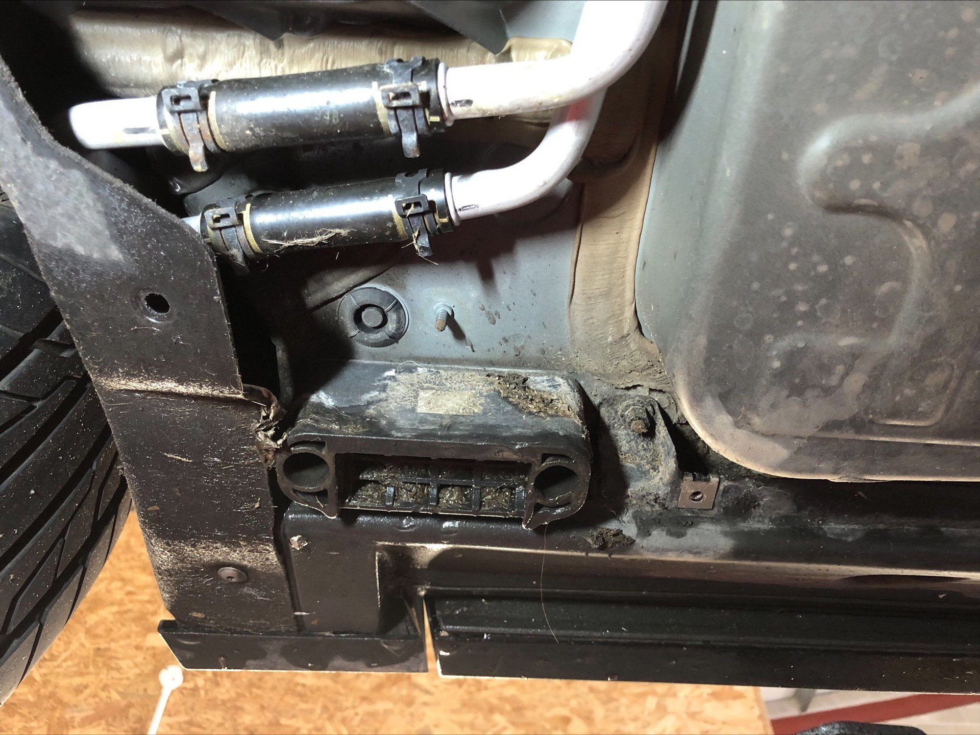 UK: MkII side steps installation pics - AudiWorld Forums