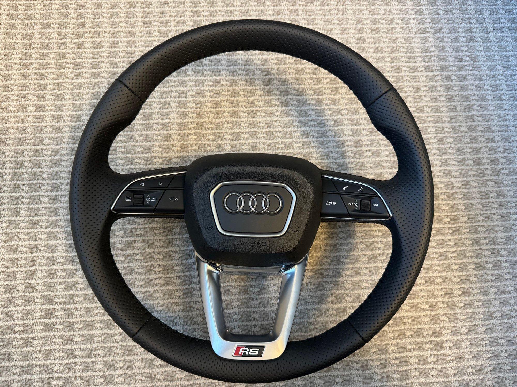 FS: 2024 OEM RS3 Steering Wheel LIKE NEW - AudiWorld Forums