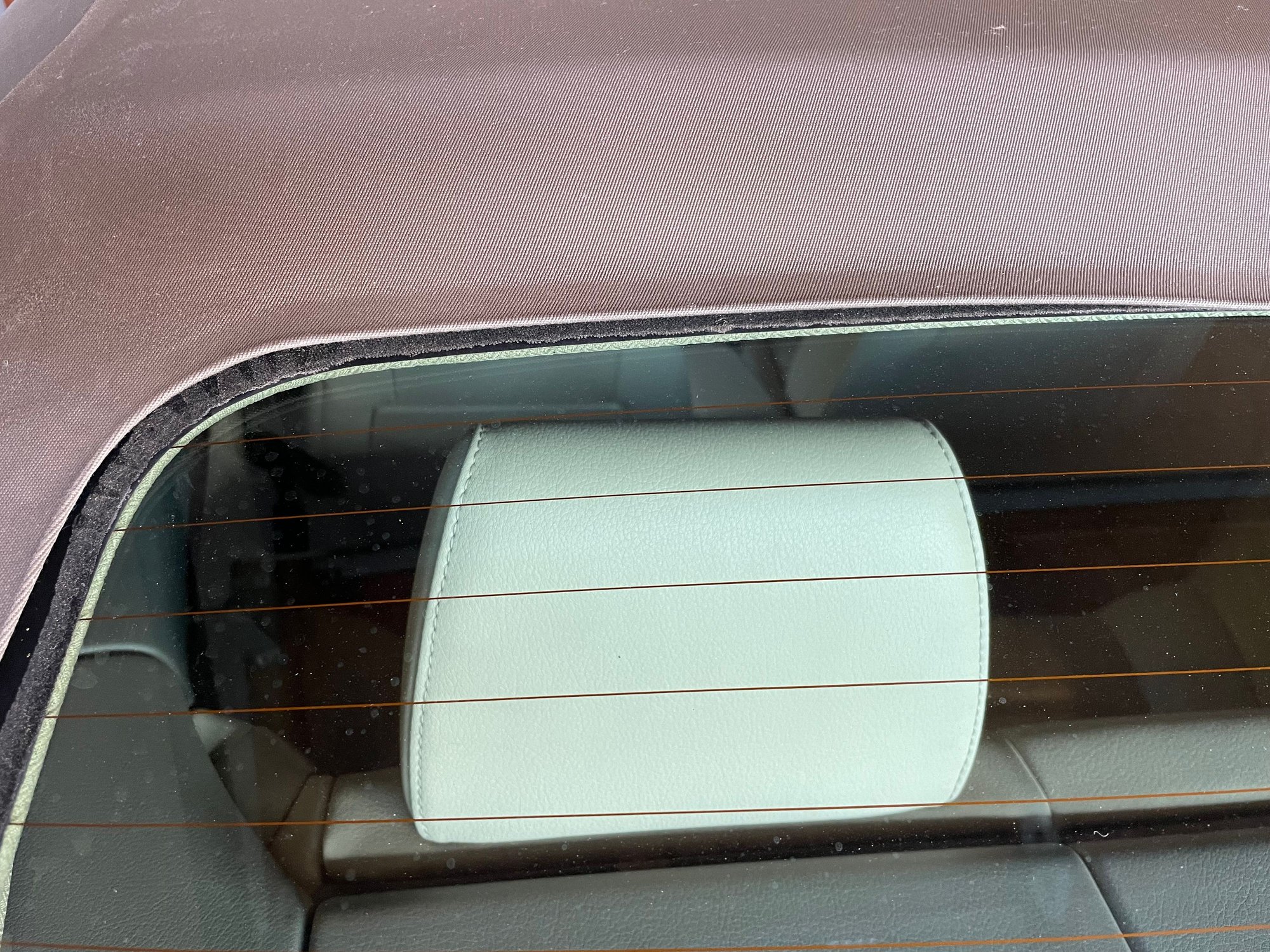 Cabrio rear window separating from top - who's fixed it? - AudiWorld Forums