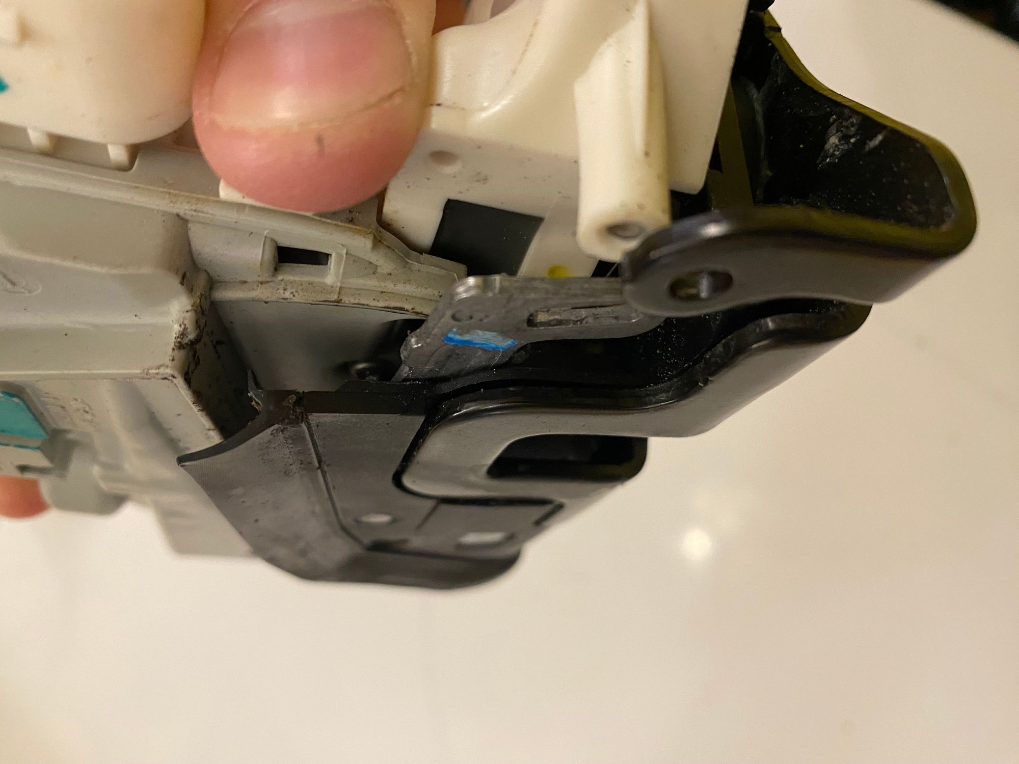 Door lock disassembly question - AudiWorld Forums