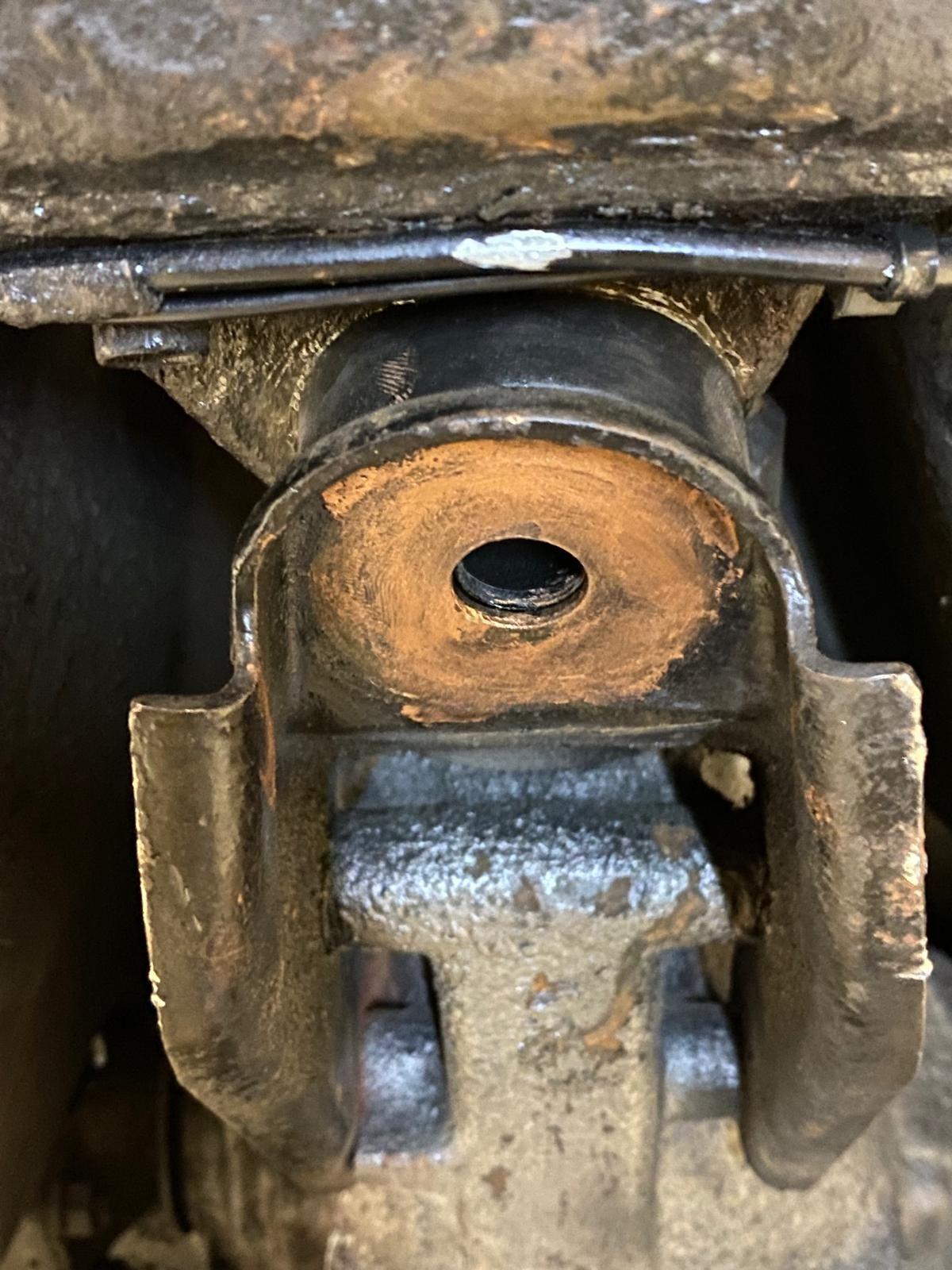 Snubber frame bracket and diff' askew, '69 L46 - CorvetteForum ...