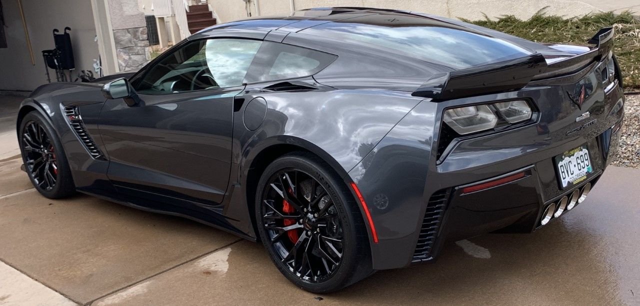 SOLD. 2017 Z06 3LZ, Gray/Blk, Z07, A8, CF, only 500 miles ...
