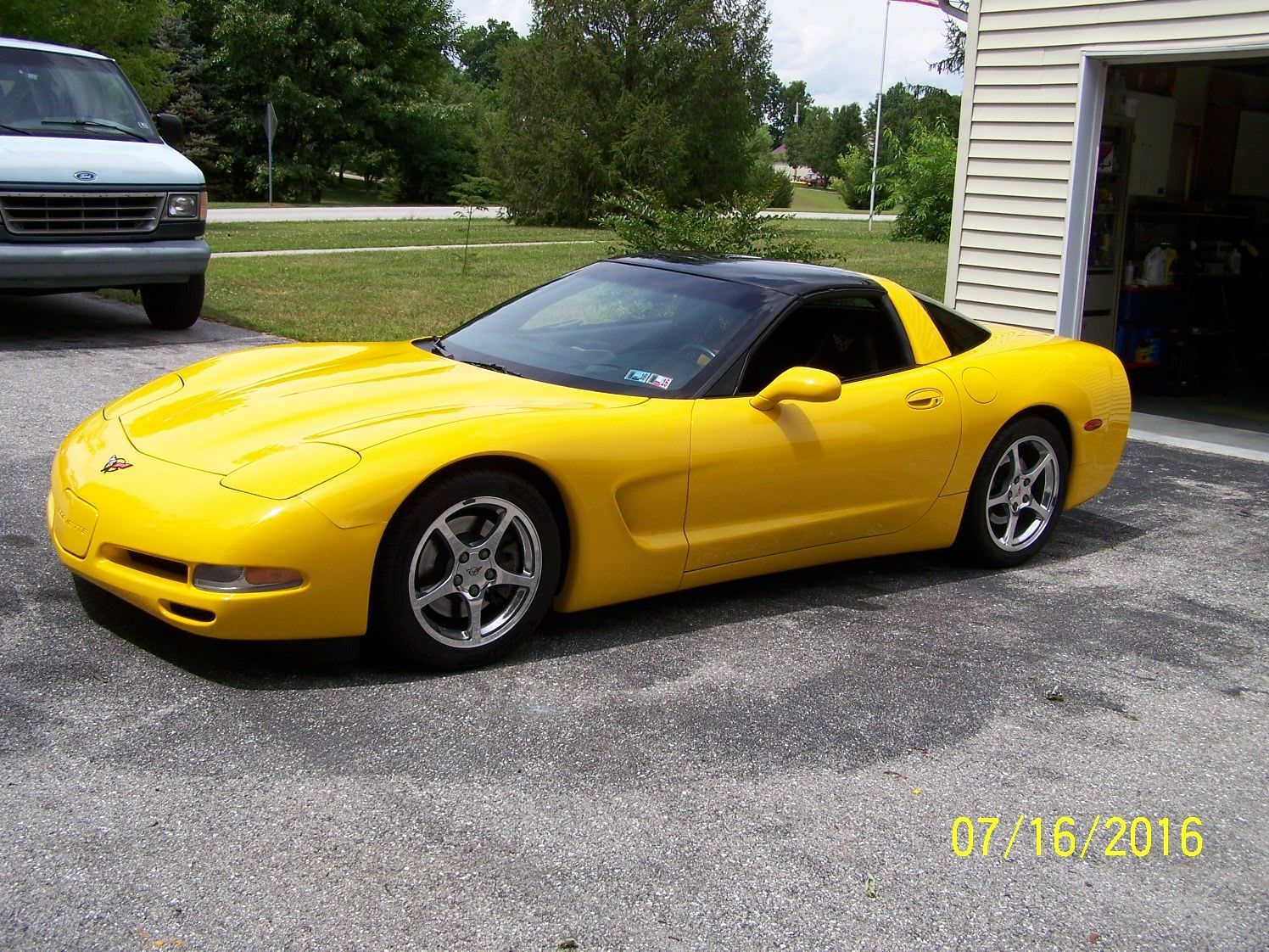 2000 Millennium Yellow C5 - CorvetteForum - Chevrolet Corvette Forum ...