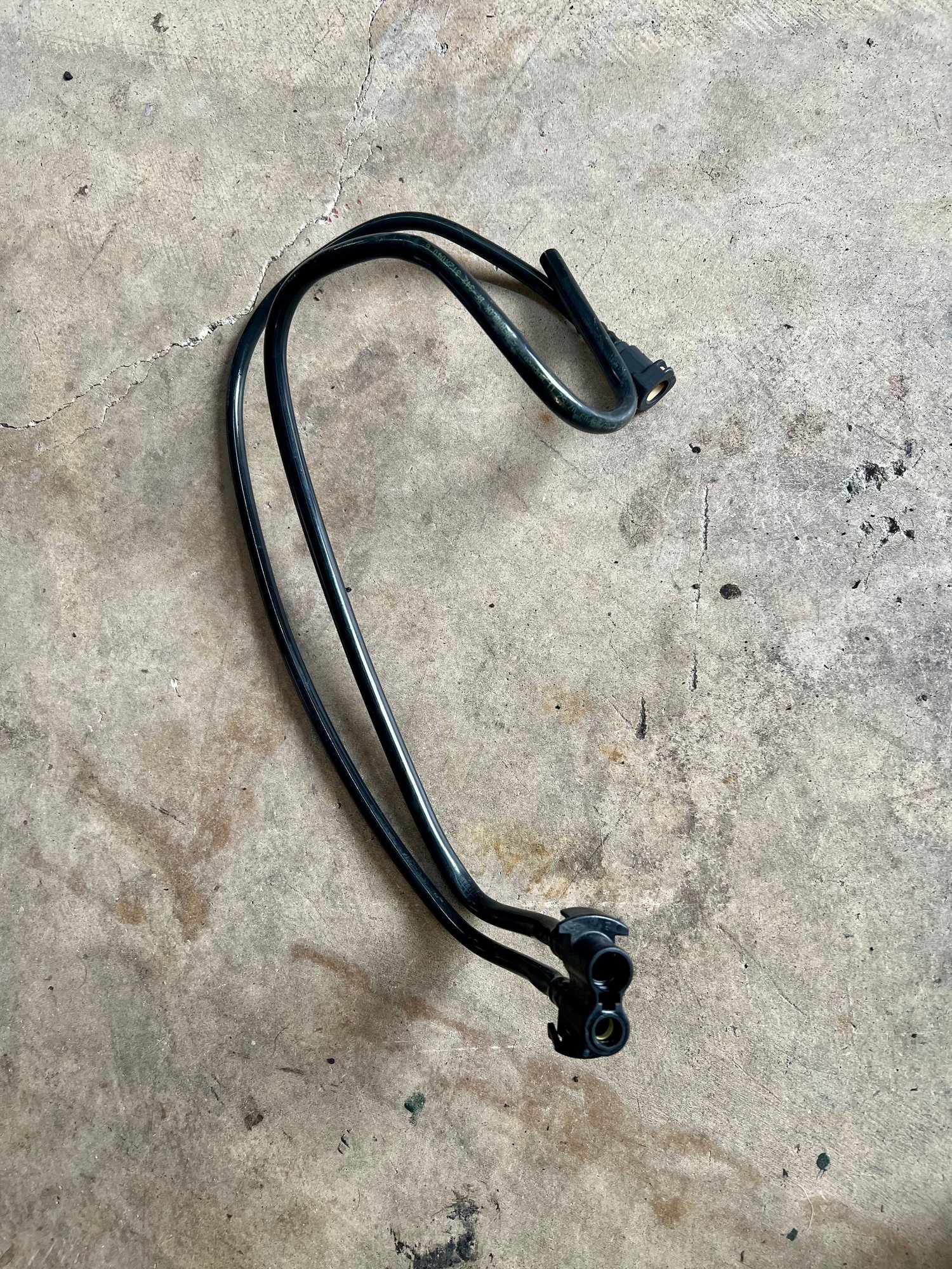 Fuel feed and return line 2009 Base C6 - CorvetteForum - Chevrolet ...