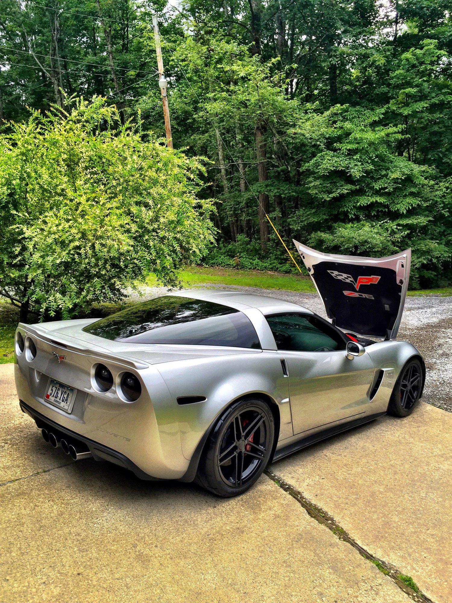 2007 Silver C6 Z06 Fully bolted up with H/C and built bottom end. 34k ...