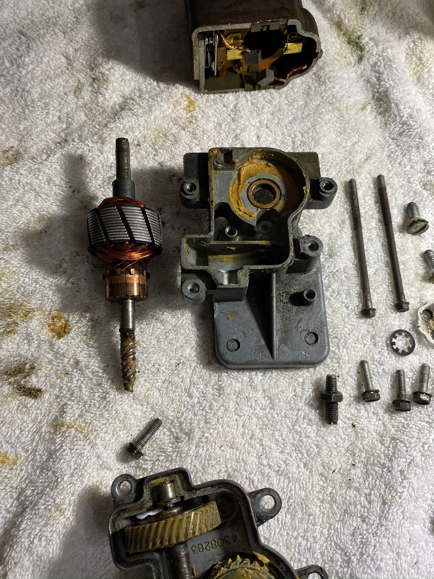 C2 Headlight motor question - CorvetteForum - Chevrolet Corvette Forum ...