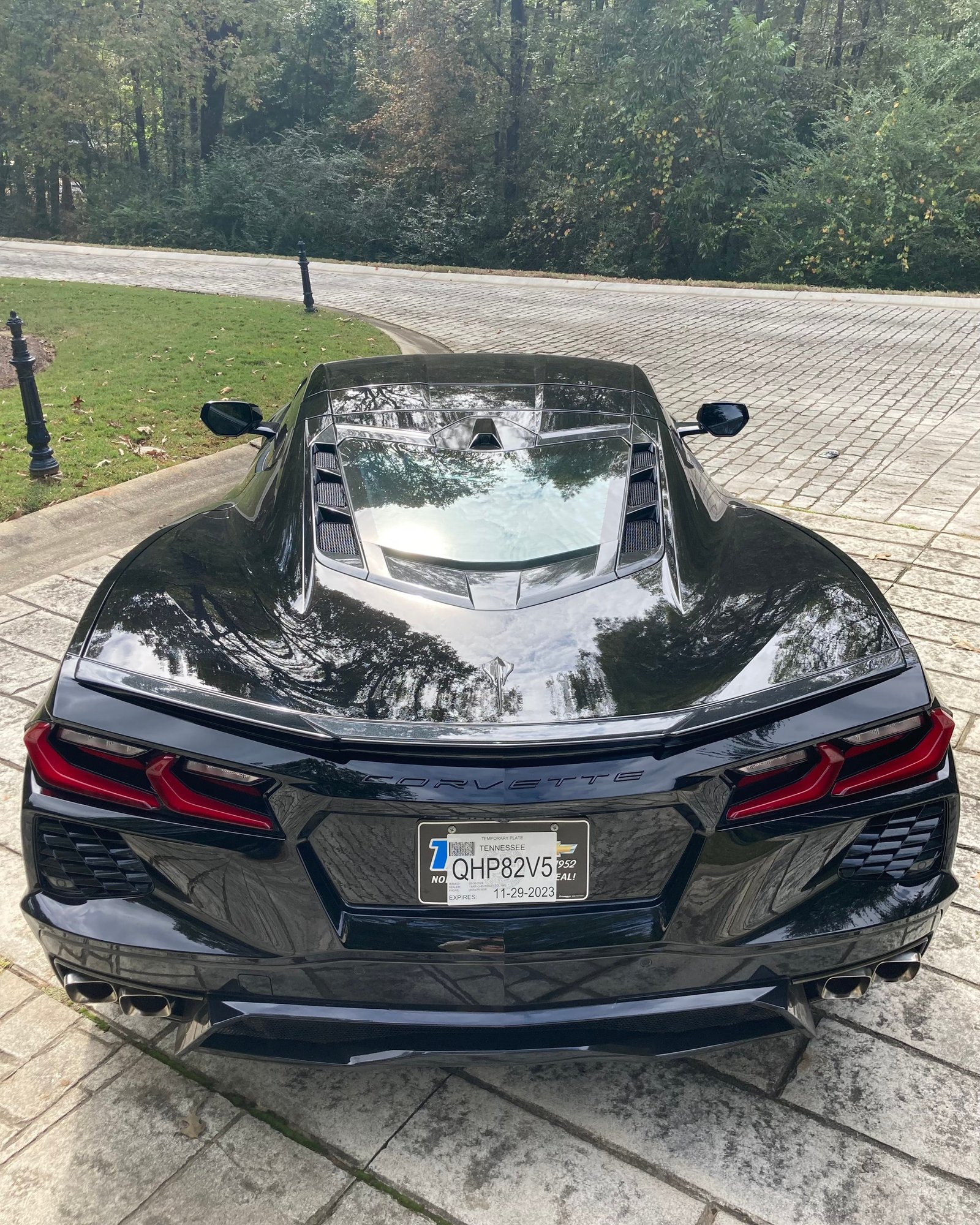 Can you get a black low profile spoiler that isn’t carbon ...