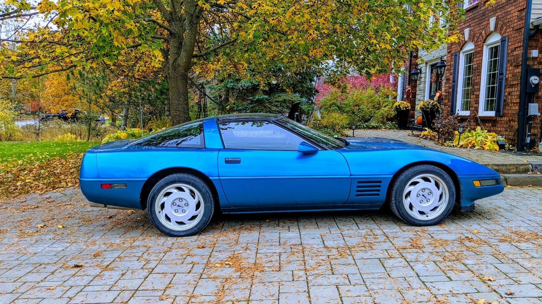 Bright Metallic Aqua in Autumn - CorvetteForum - Chevrolet Corvette ...