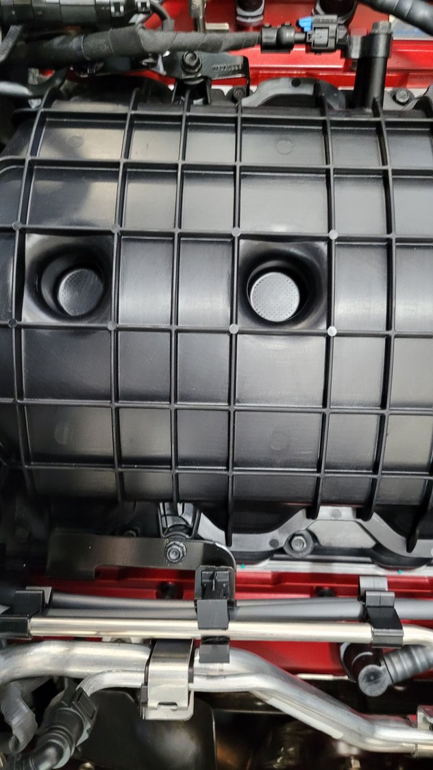 Clear engine cover and new Manifold cover 2024 HTC SR - CorvetteForum ...