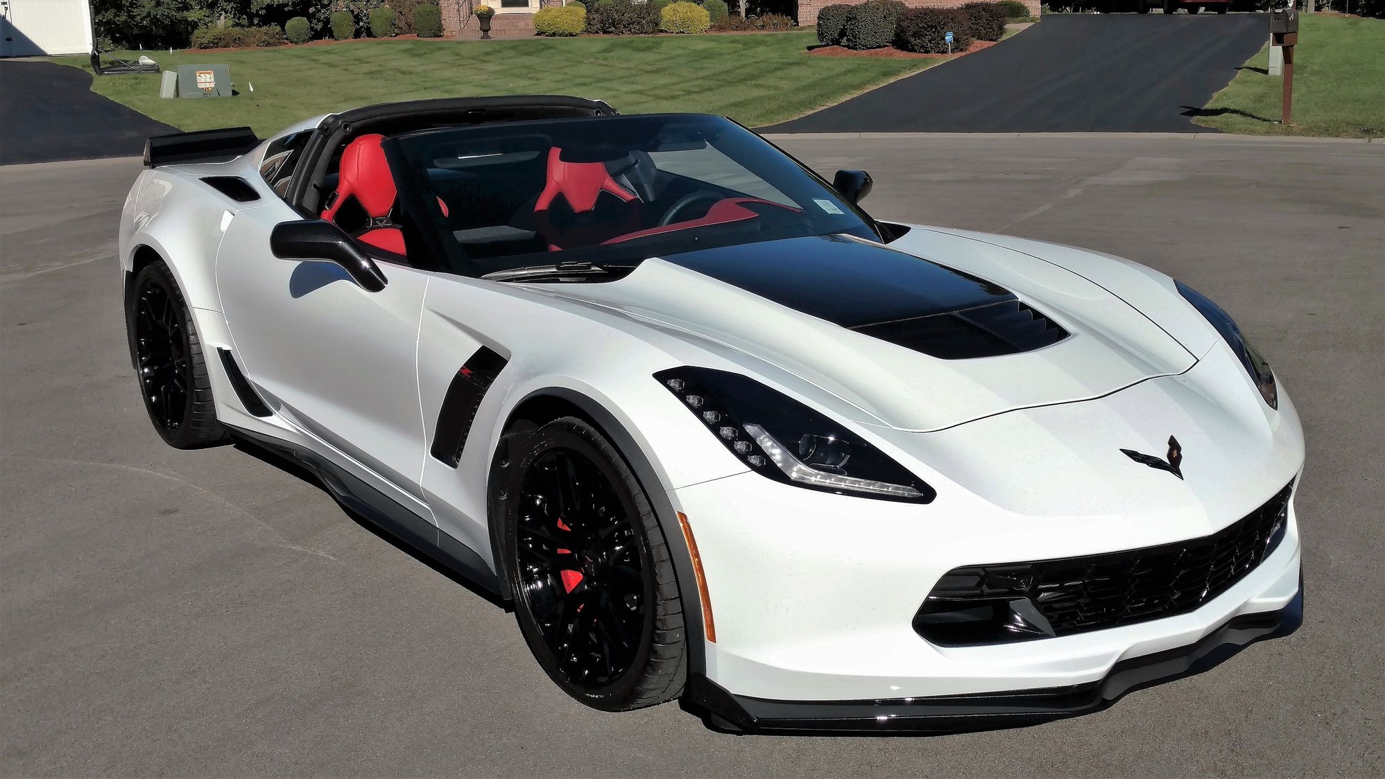 Z06 C6Z and C7Z side by side on the road - CorvetteForum - Chevrolet ...