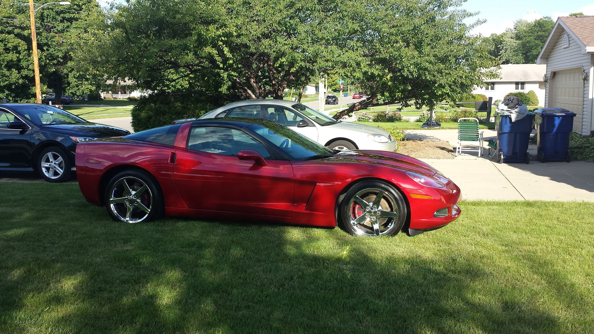 Clayed & waxed my magnetic red c6/lets see your 05 magnetic reds ...