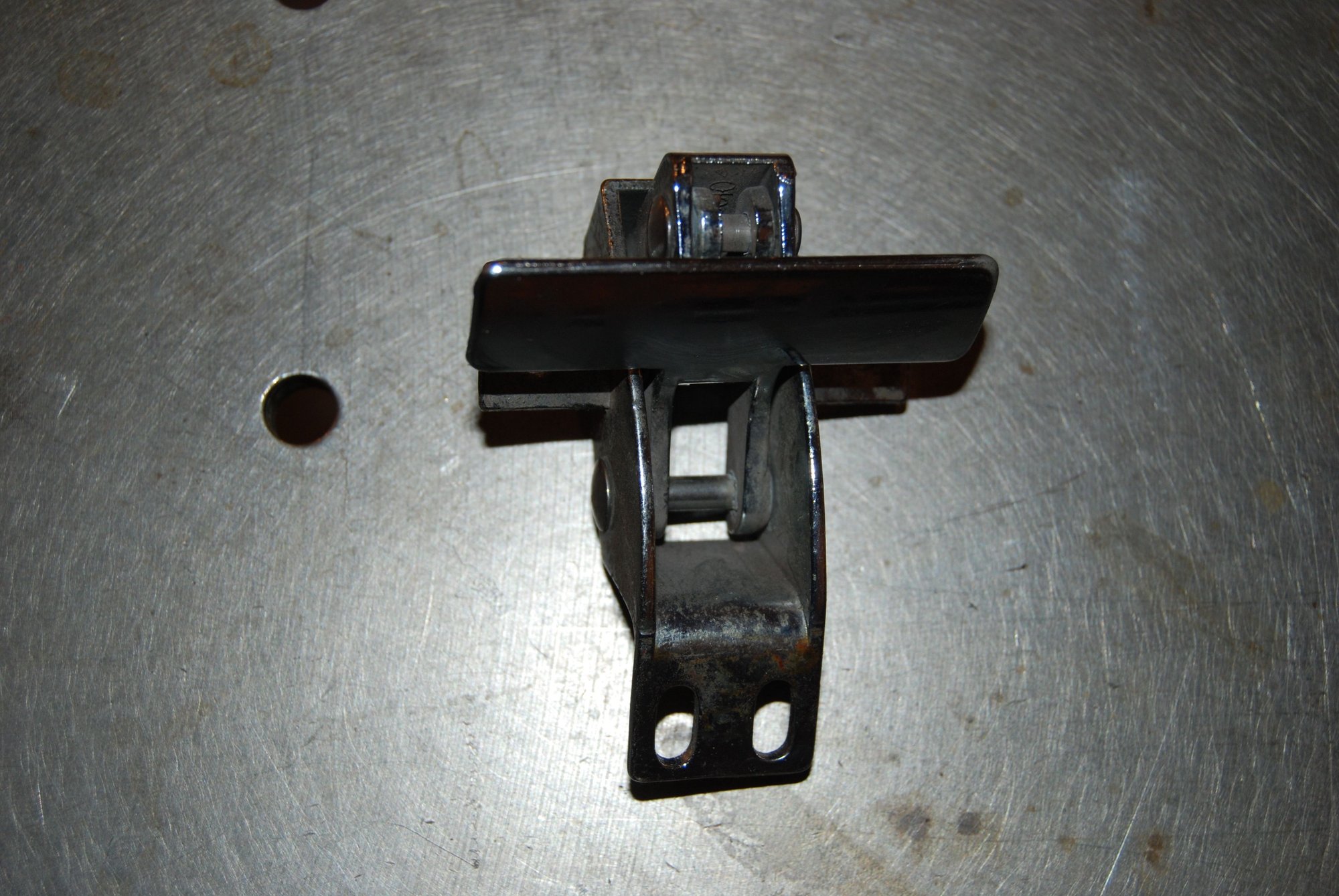 WTB (Want To Buy) Rear removable window latches - CorvetteForum ...