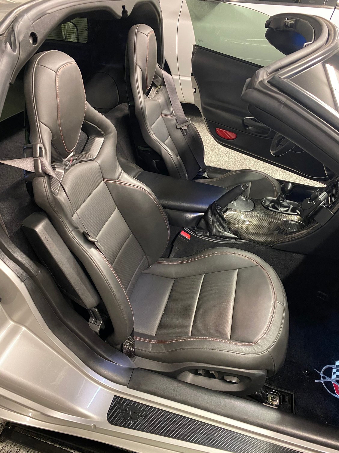 C7 competition seats installed! - CorvetteForum - Chevrolet Corvette ...