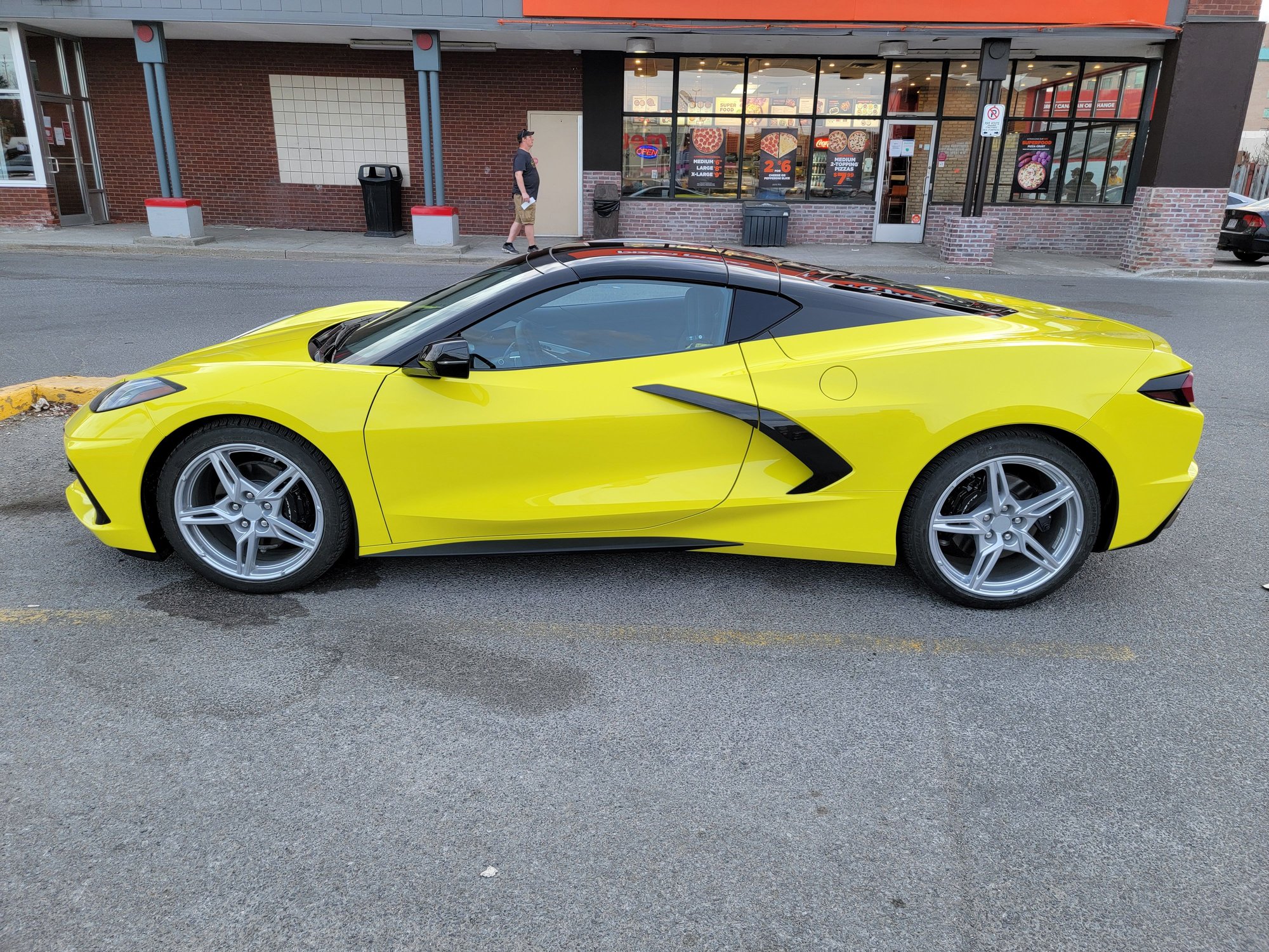 FS - 2020 Accelerate Yellow C8 - CANADA - CorvetteForum - Chevrolet ...