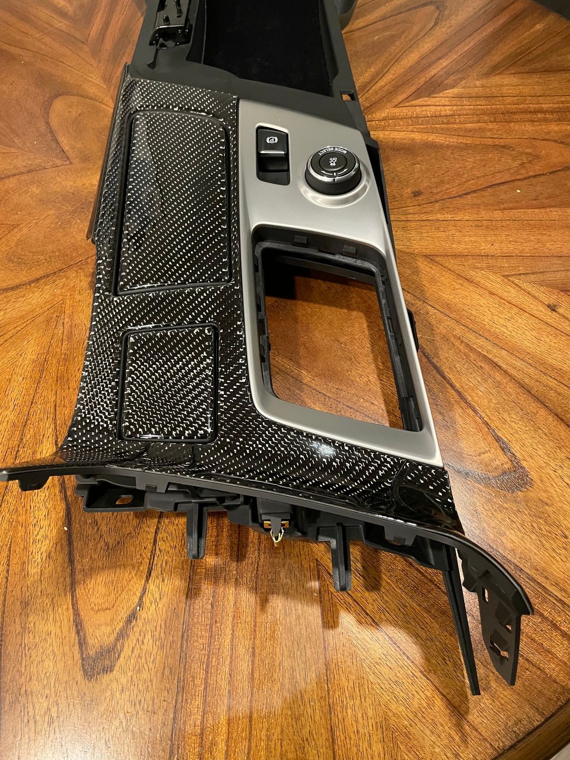 FS (For Sale) OEM Center Console & Lower Center Console with Carbon ...