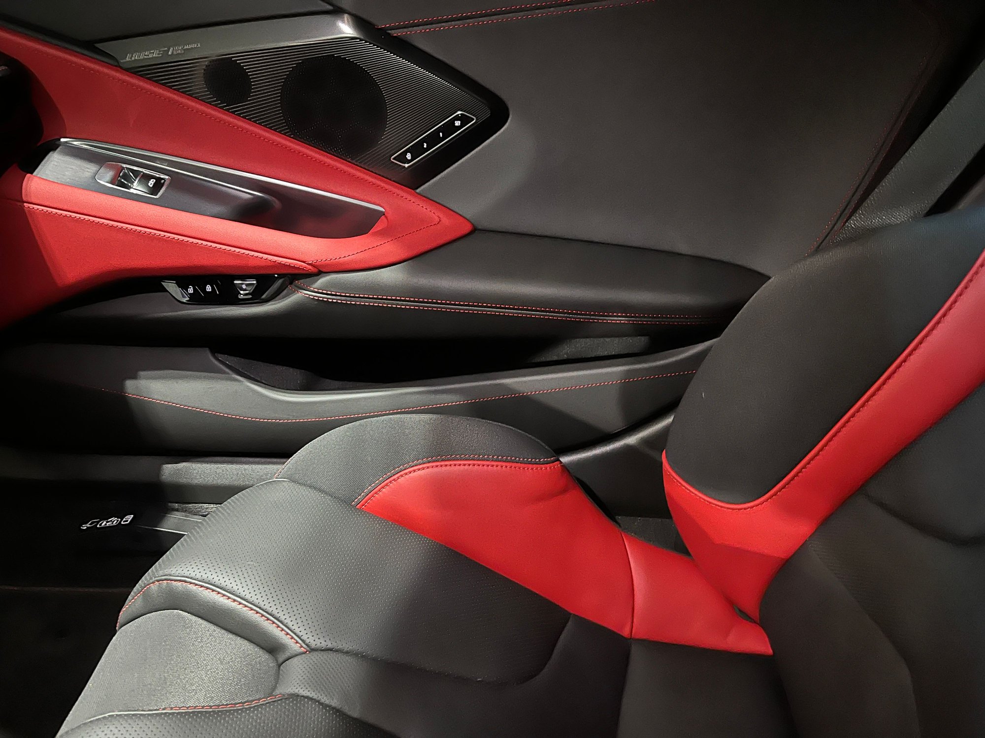 Two-tone leather Competition Seats? - CorvetteForum - Chevrolet ...