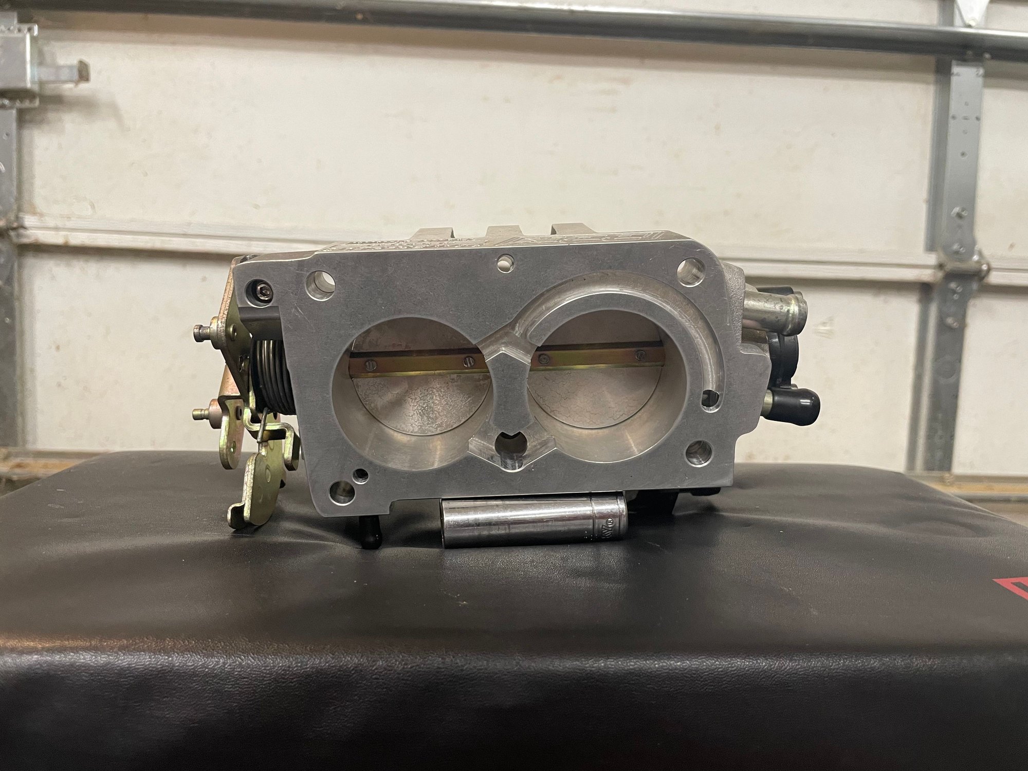 FS (For Sale) SOLD!! BBK 52mm Throttle Body LT1 - CorvetteForum ...