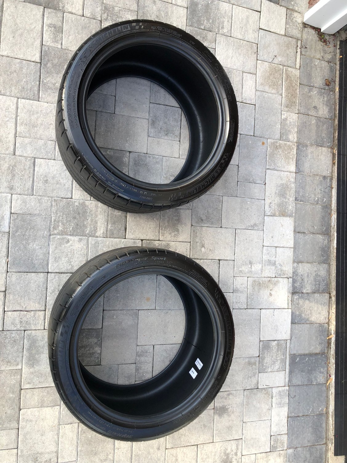 FS (For Sale) 325/30/19 Michelin Pilot Super Sport tires ...