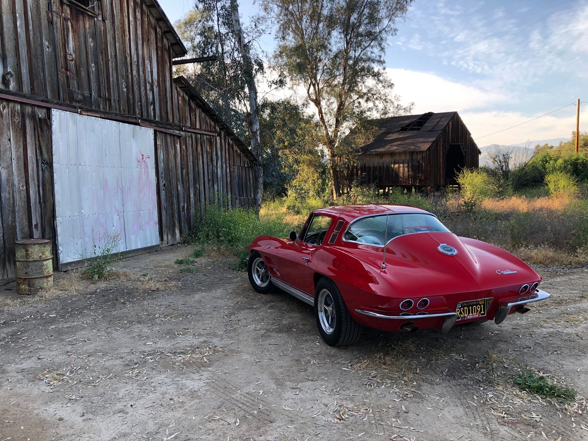 Found an old barn... - CorvetteForum - Chevrolet Corvette Forum Discussion