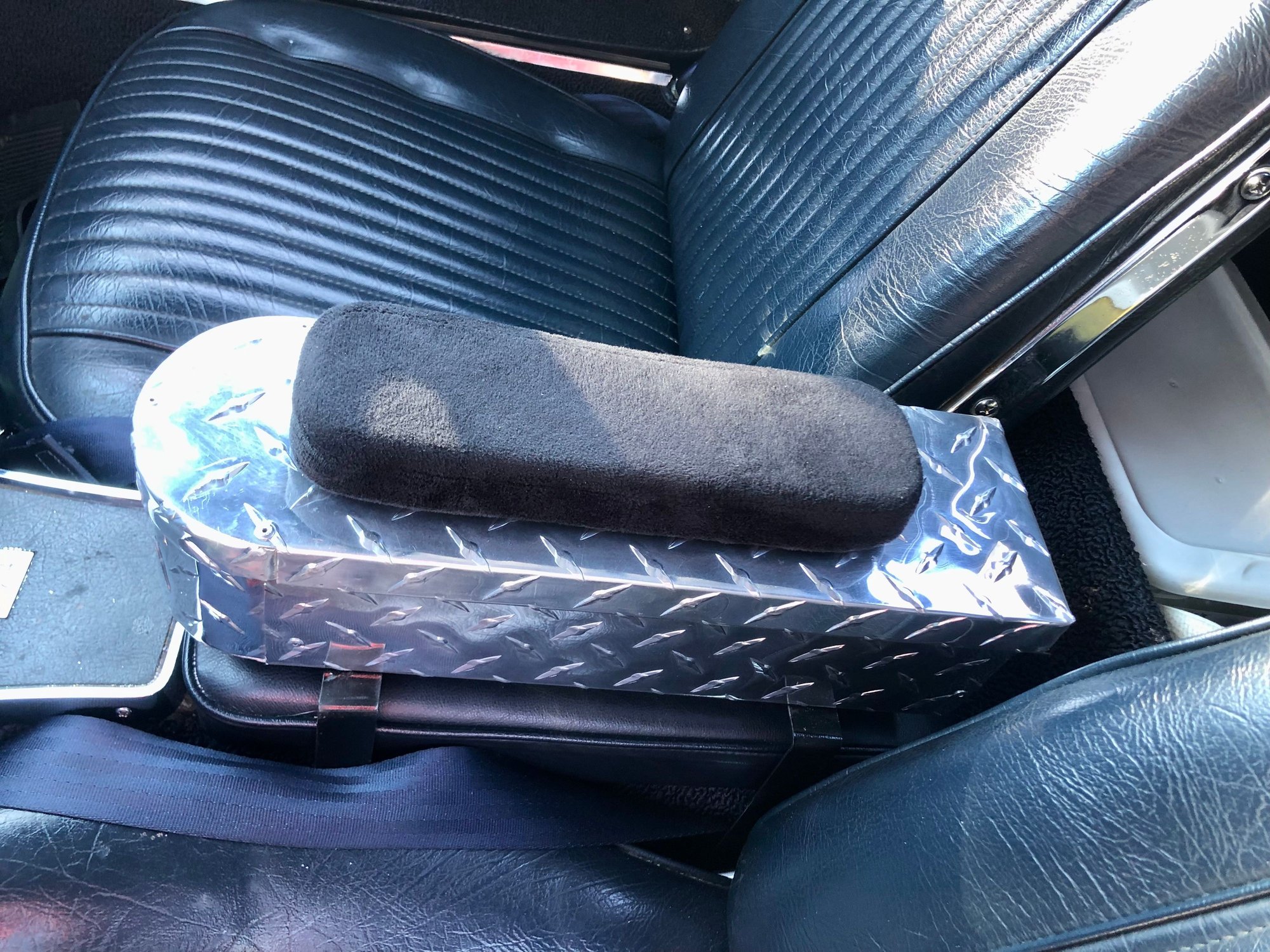 C2 Console buddy - CorvetteForum - Chevrolet Corvette Forum Discussion