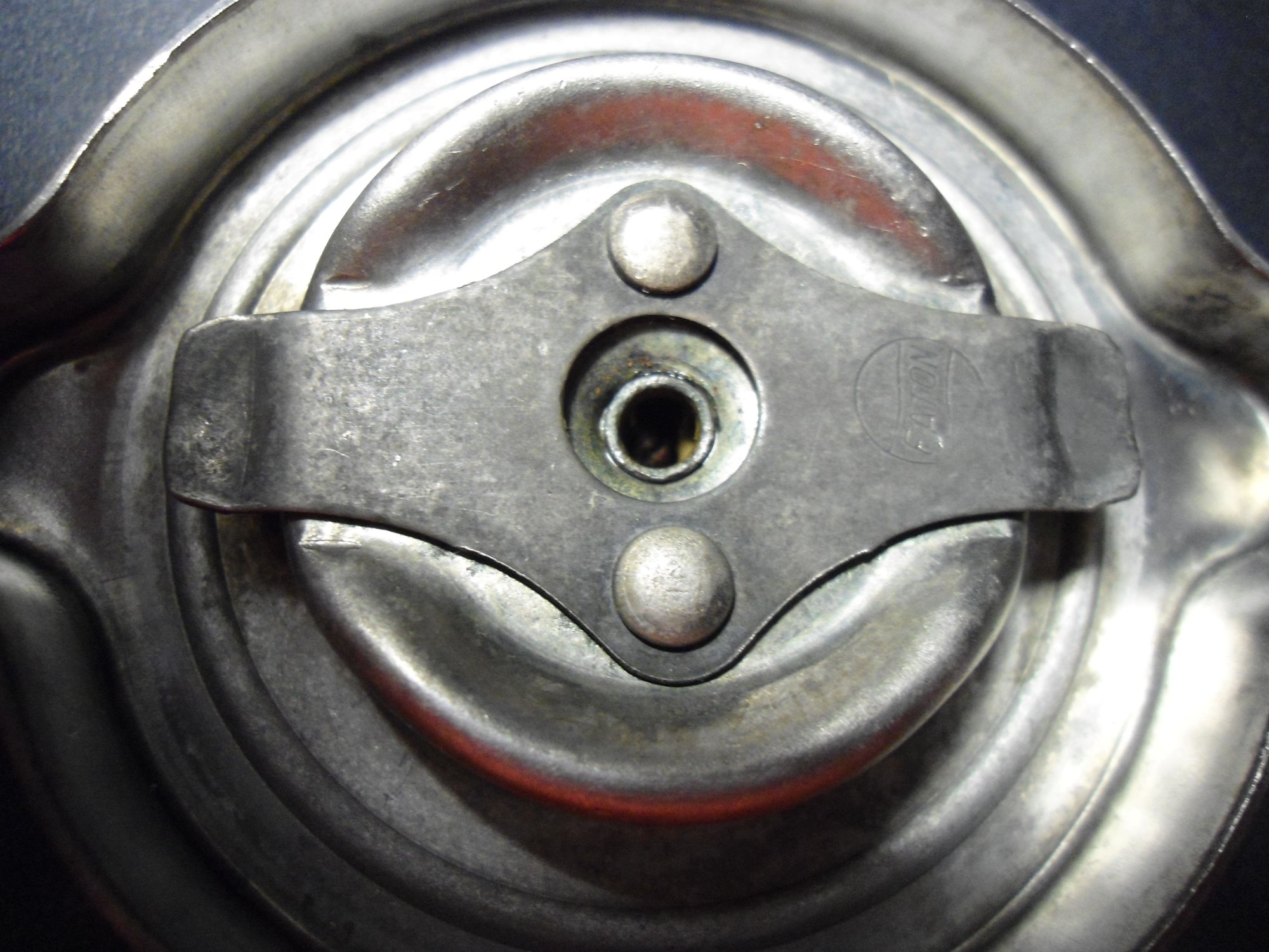 FS (For Sale) 1953? 1954--early 1957 VENTED gas cap - CorvetteForum ...