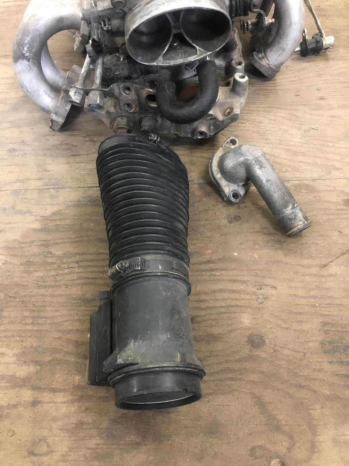 FS (For Sale) full 1985 tpi intake setup excluding the bolts ...