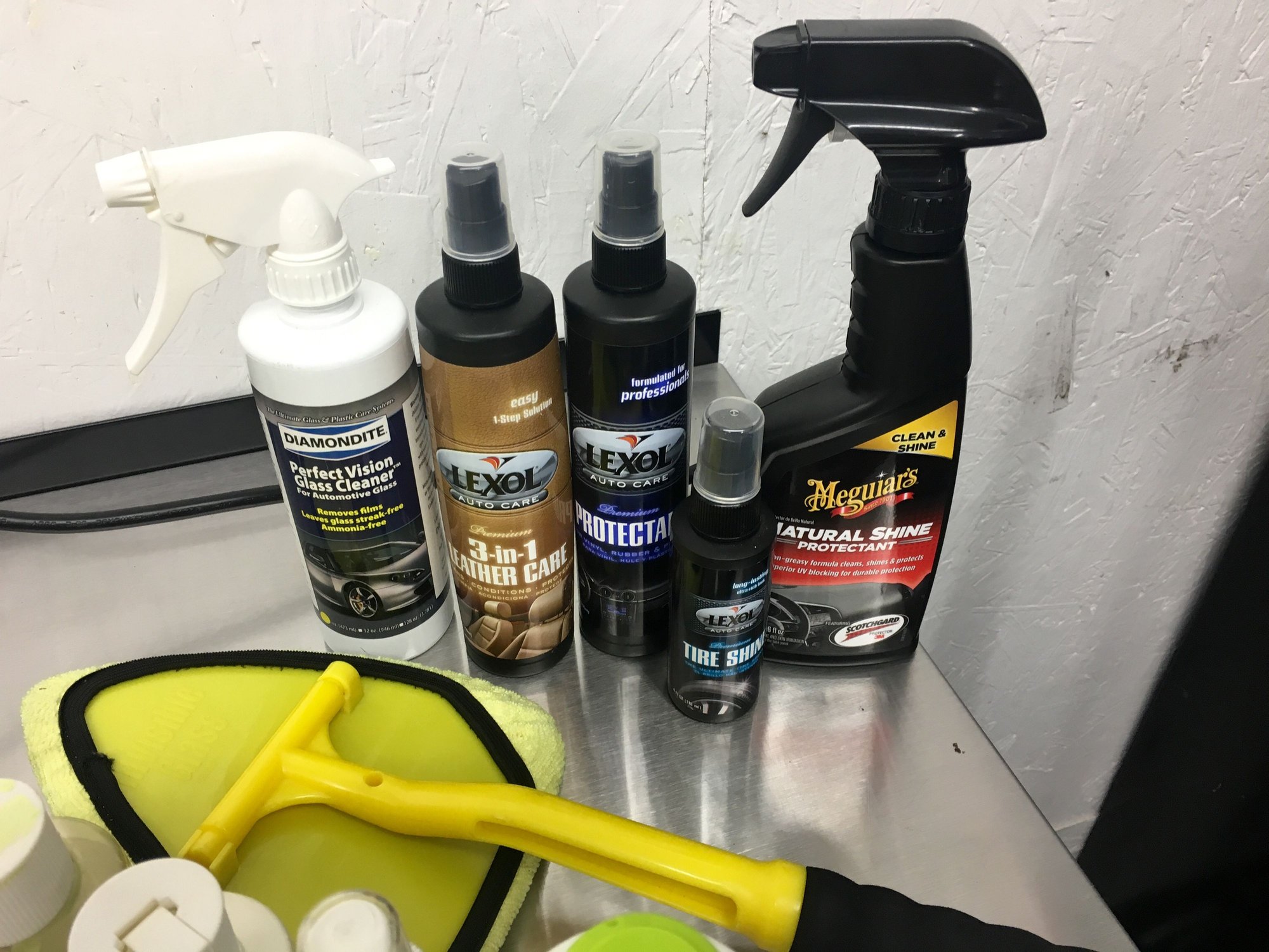 Cleaning/Detailing Supplies Kit (Zaino, Rejex, Pinnacle ...