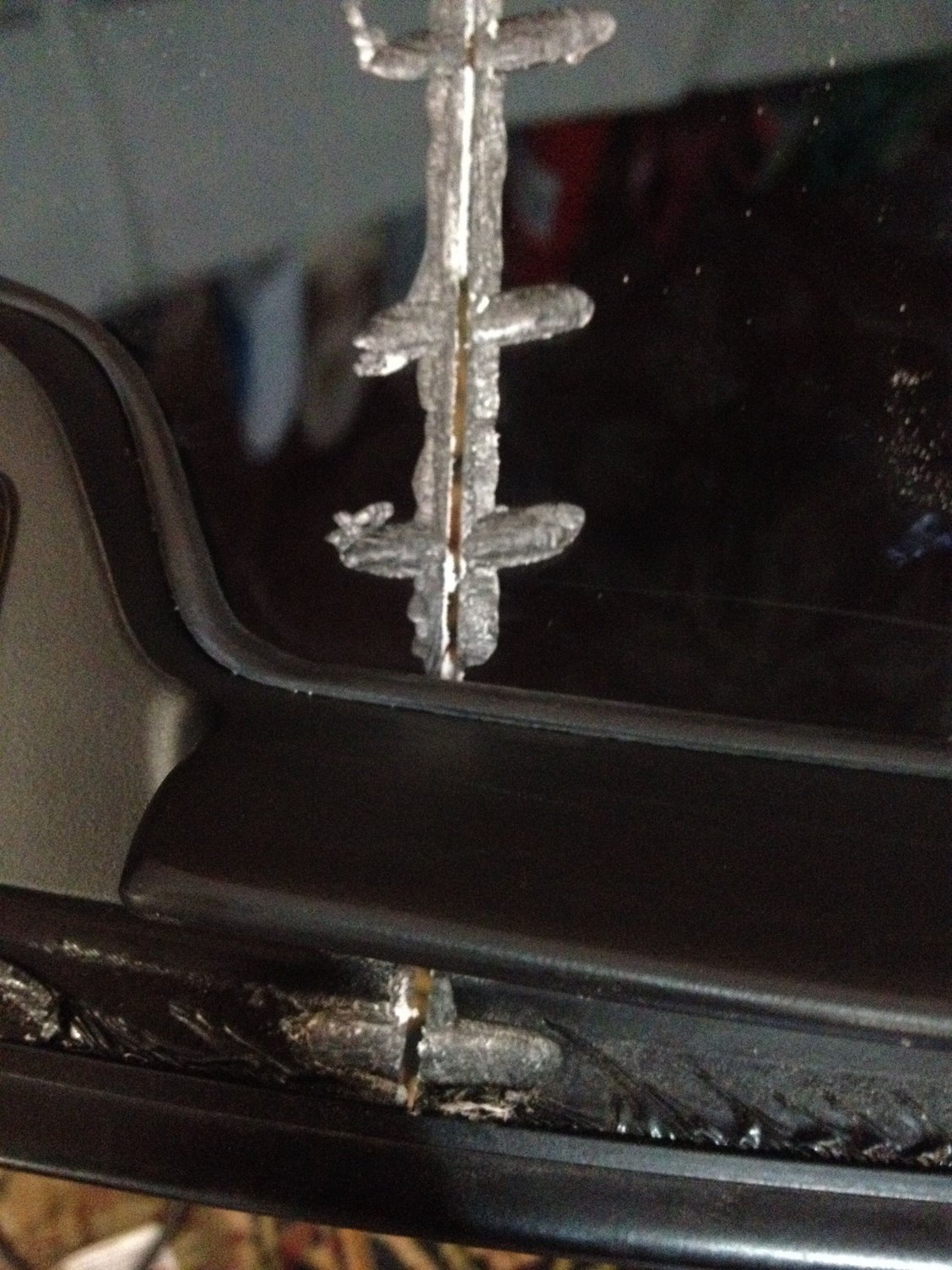 How I repaired my cracked acryllic plexiglass targa top - CorvetteForum ...