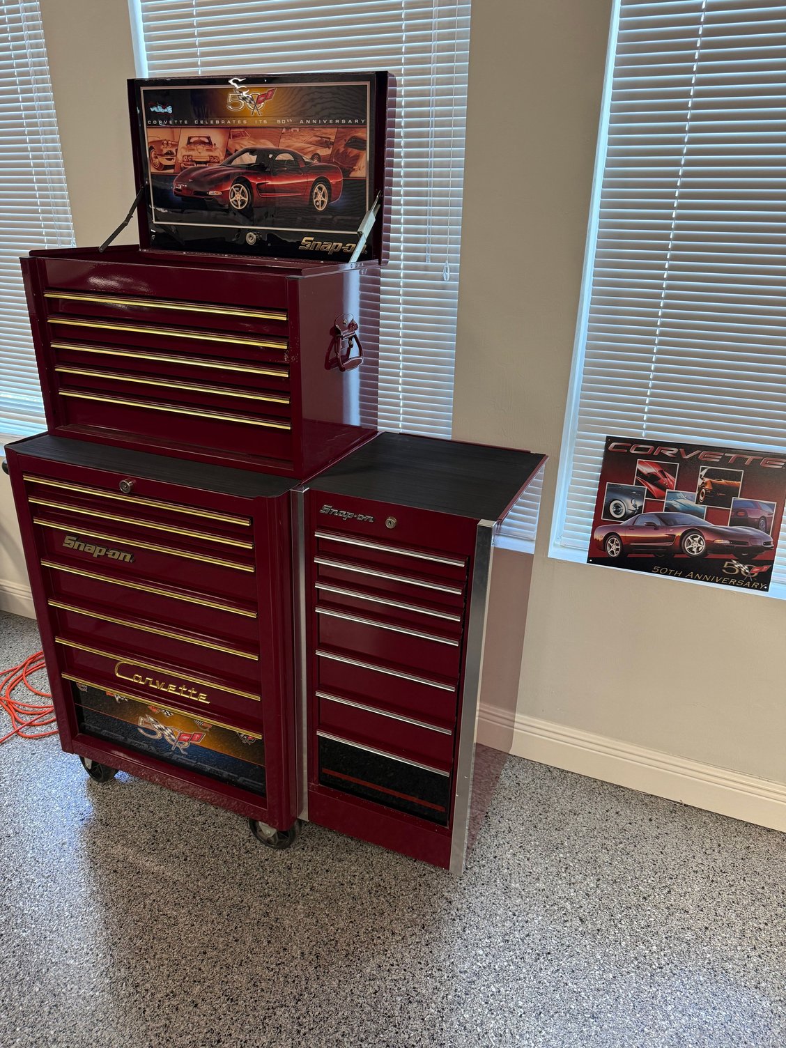 FS (For Sale) 50th anniversary snap on tool box in excellent condition ...