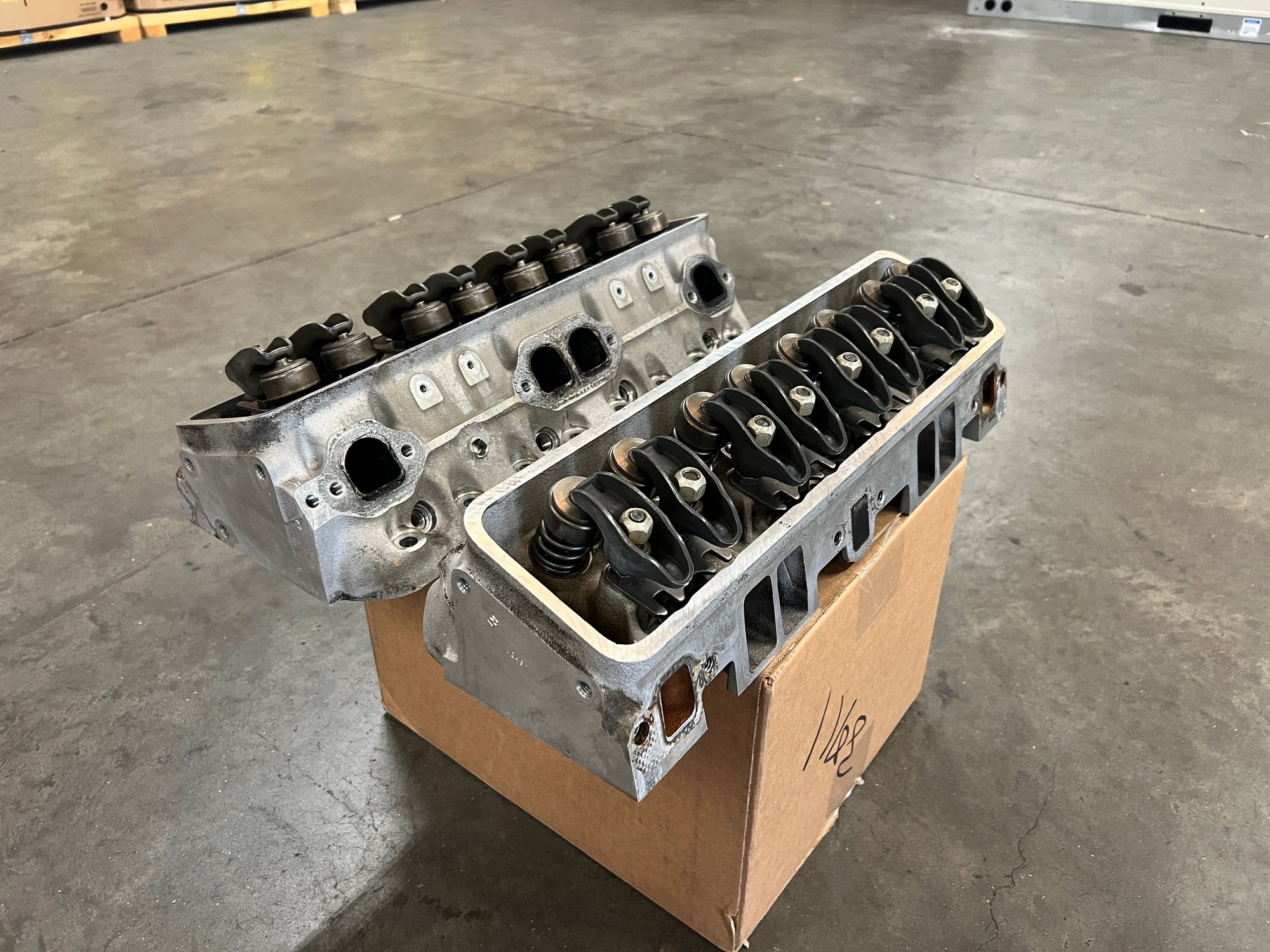 FS (For Sale) 1991 L98 stock heads, hardware and valve covers ...