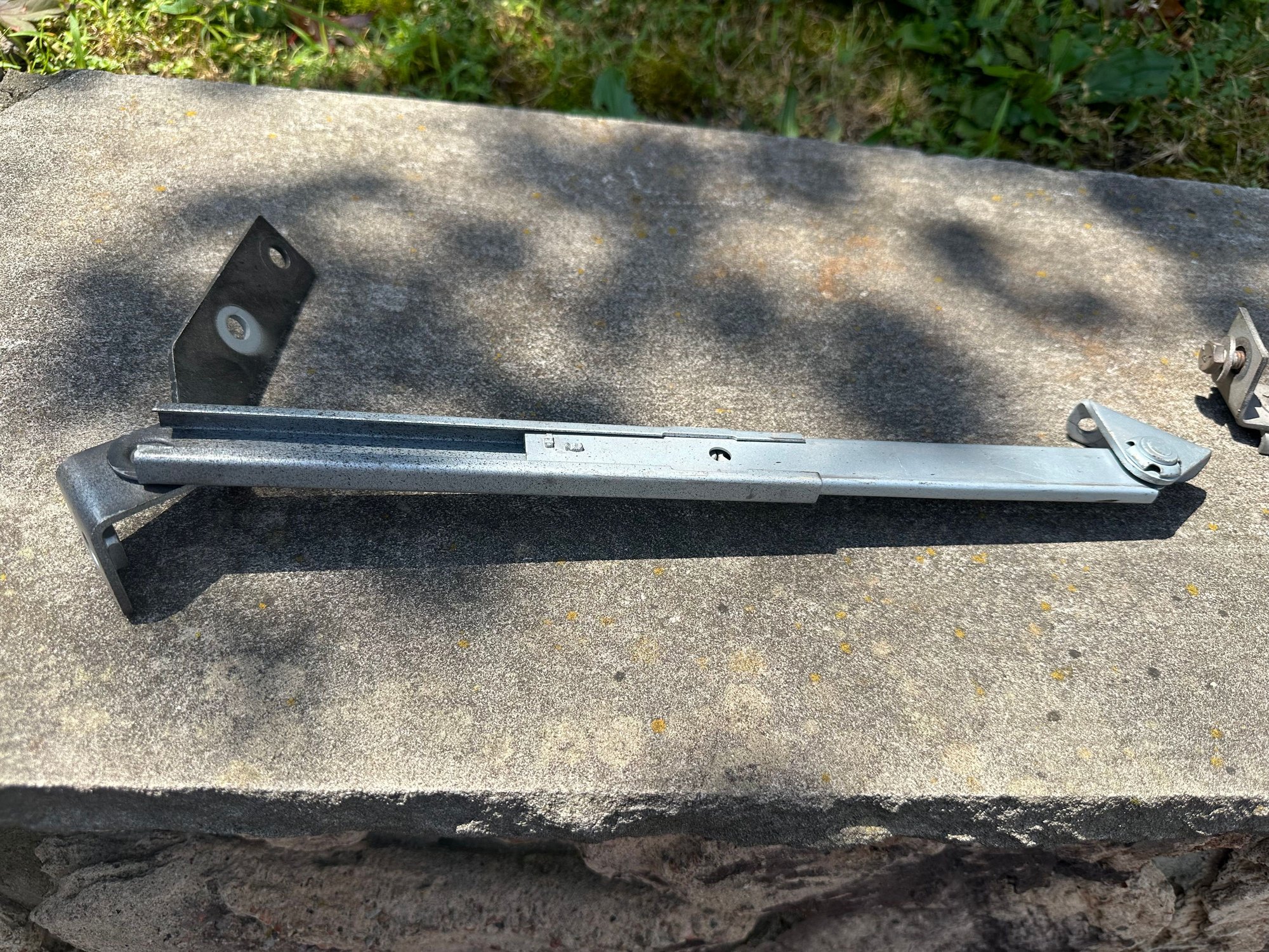 FS (For Sale) Hood props - CorvetteForum - Chevrolet Corvette Forum ...