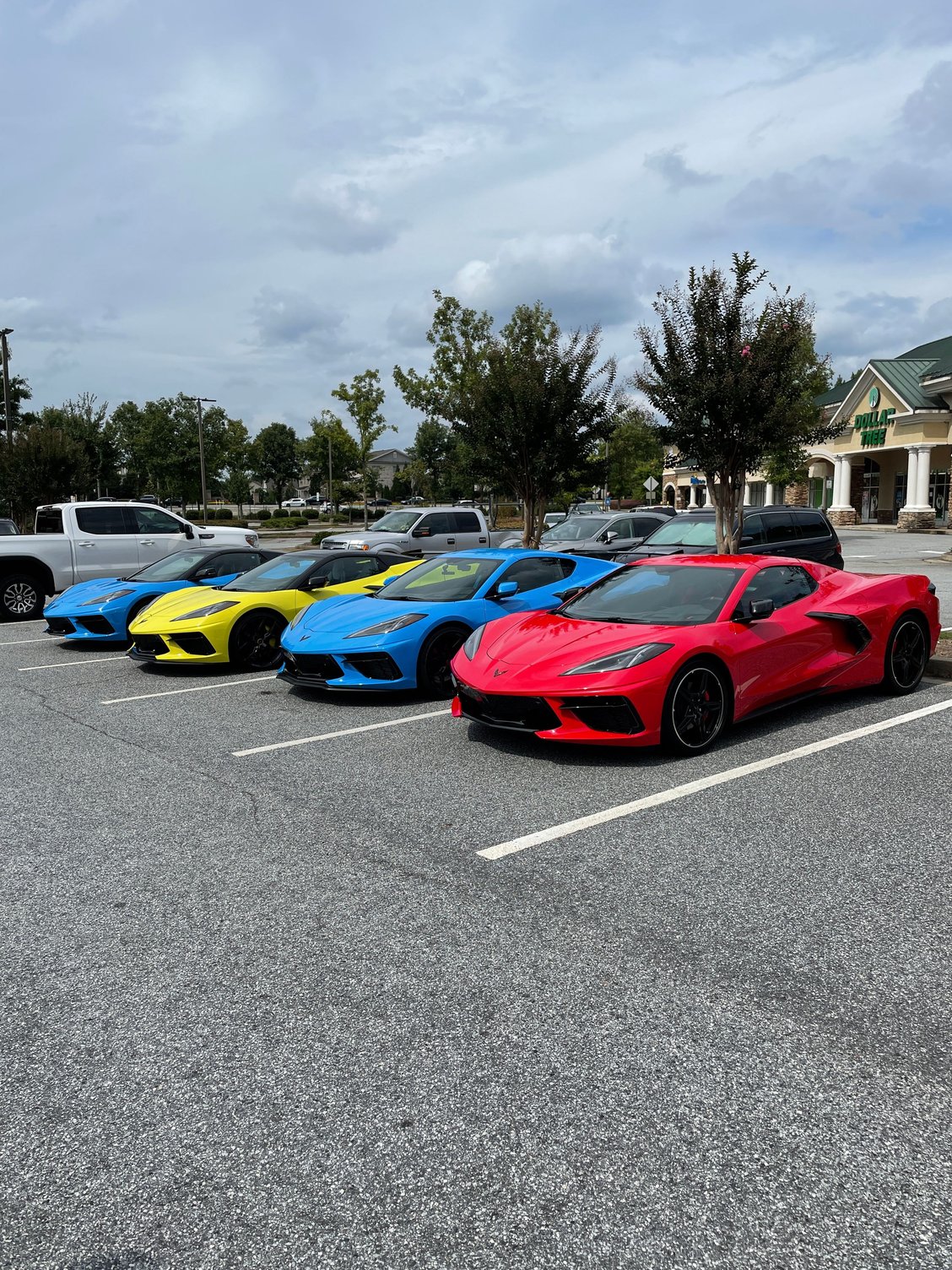 I Have Never Seen the BG Factory Lot so Crammed with cars - Page 2 ...