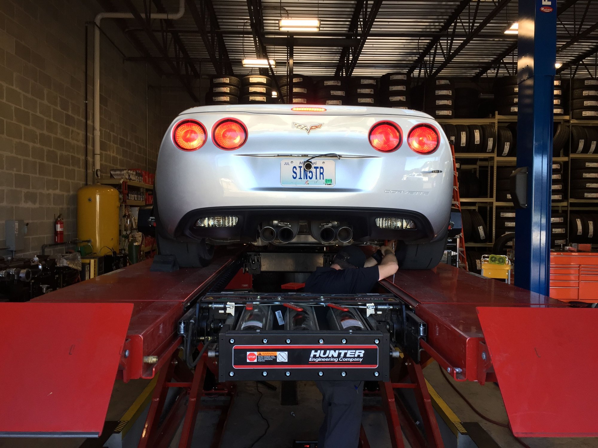 Anyone have pics of your 17" or 18" drag radial setup? - Page 3 ...