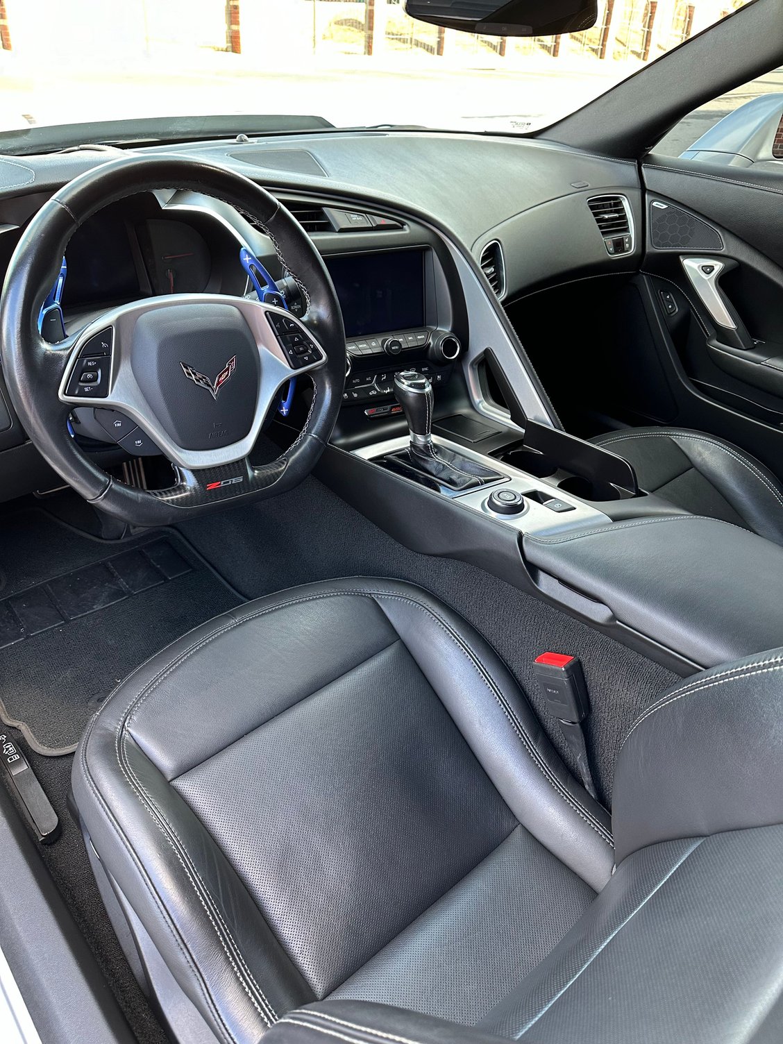 SOLD - 2019 Z06 2LZ A8 - Blade Silver Metallice/Jet Black -17.5k miles ...