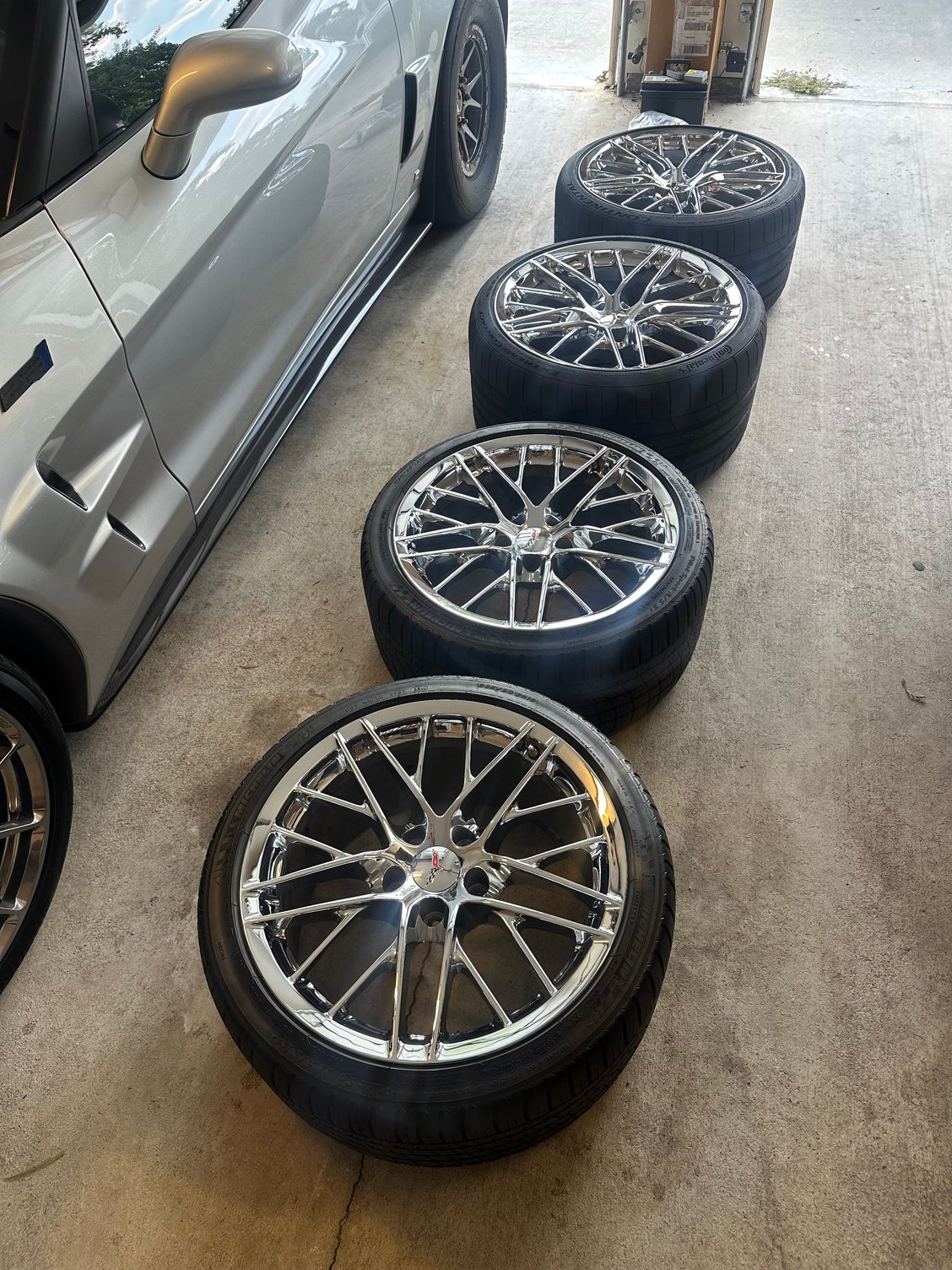 FS (For Sale) 09’ OEM ZR1 wheels w/tires (located in South Georgia ...
