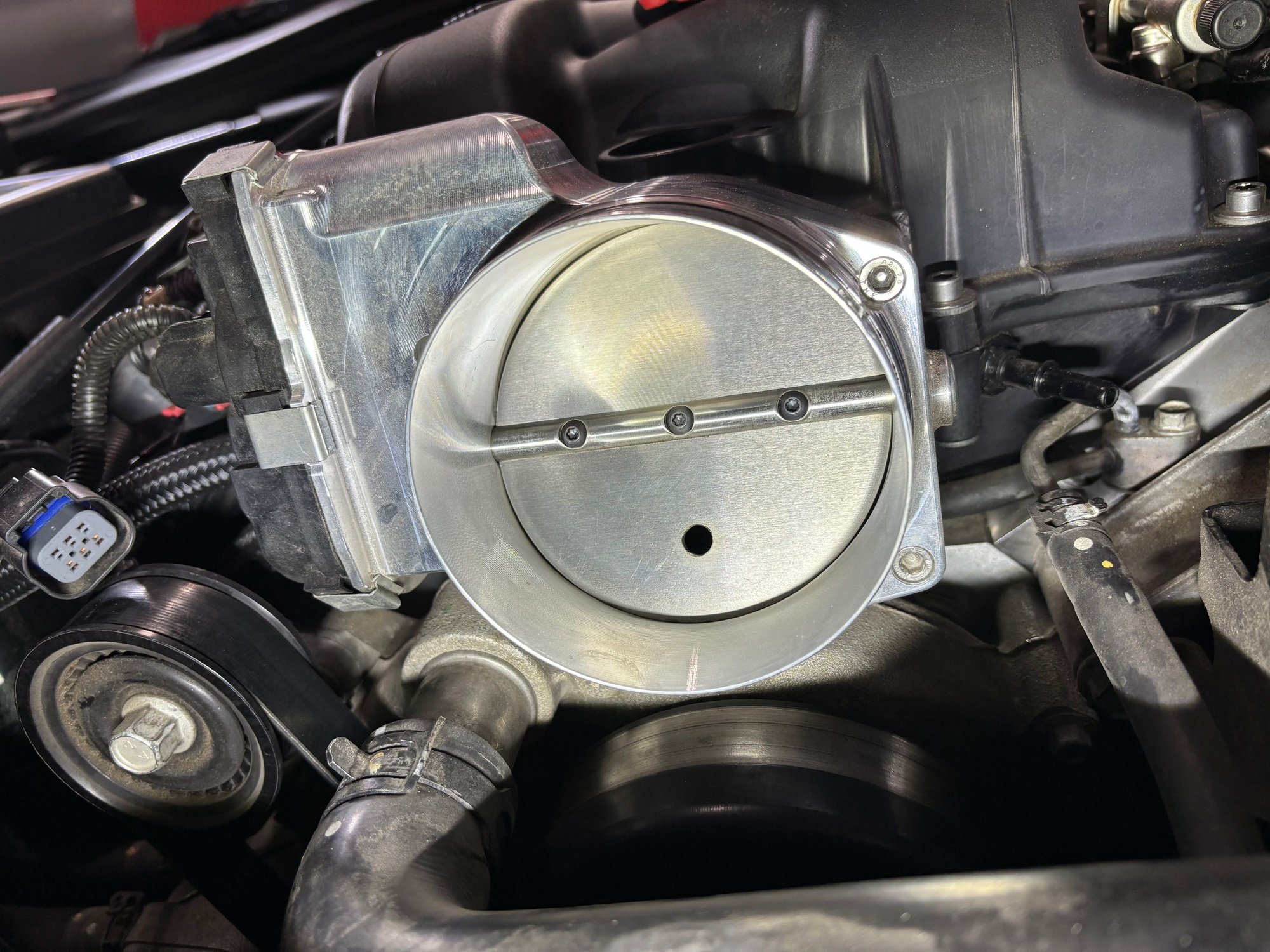Hole in my NW103 tb throttle plate - CorvetteForum - Chevrolet Corvette Forum Discussion