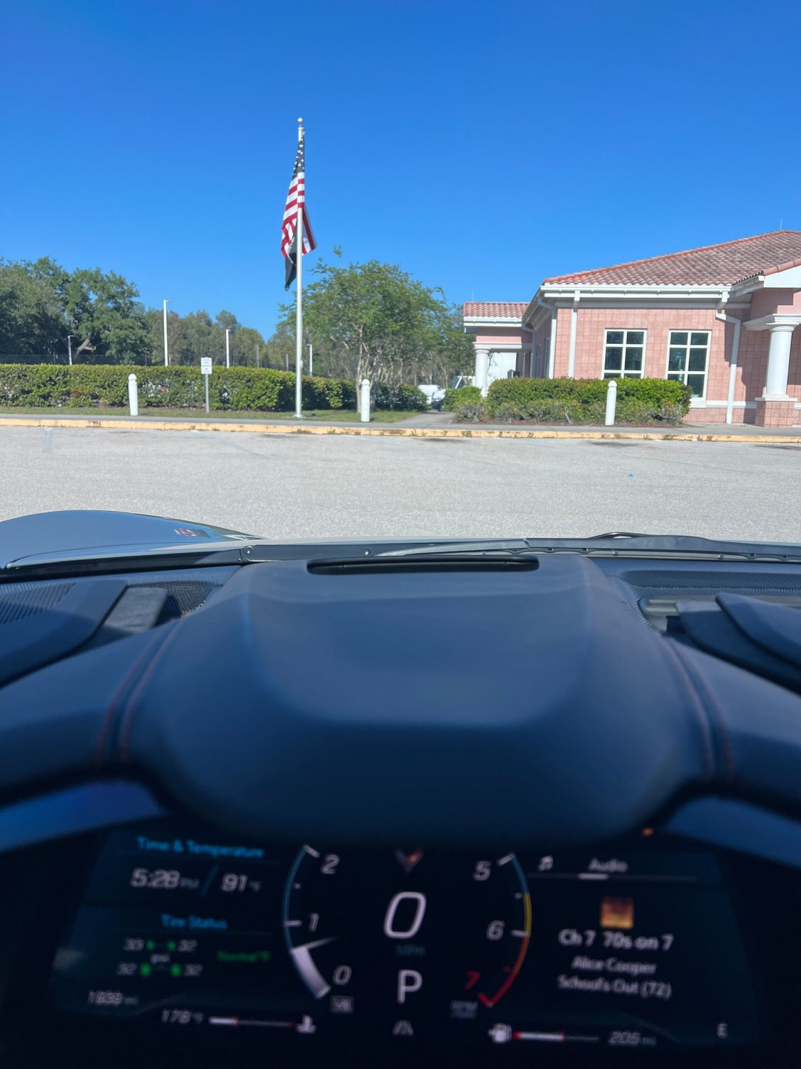 Please post DAYTIME HUD pics if you have 70% front windshield tinting ...