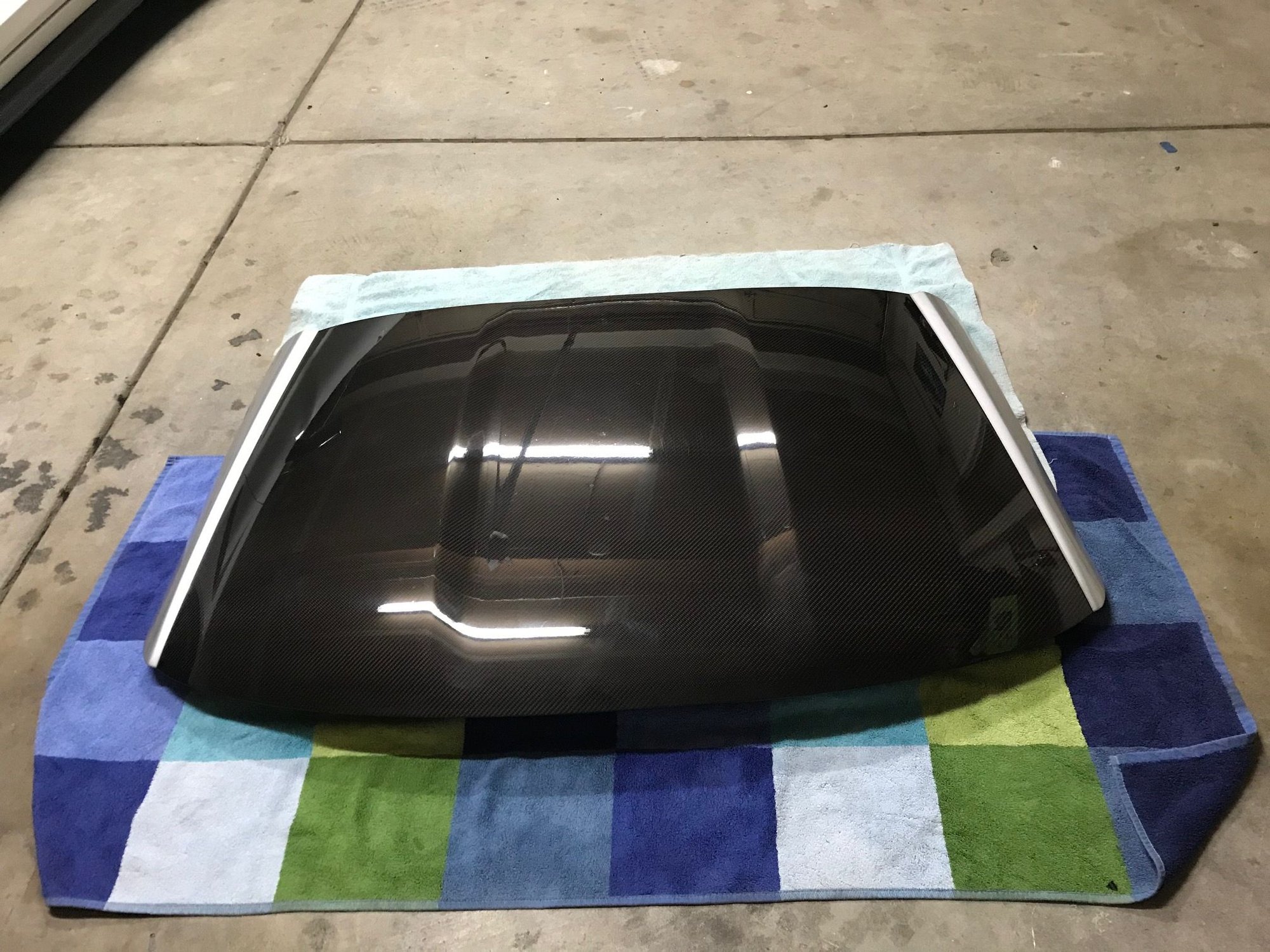 FS: OEM Exposed Carbon Fiber Roof with Suede Headliner - CorvetteForum ...