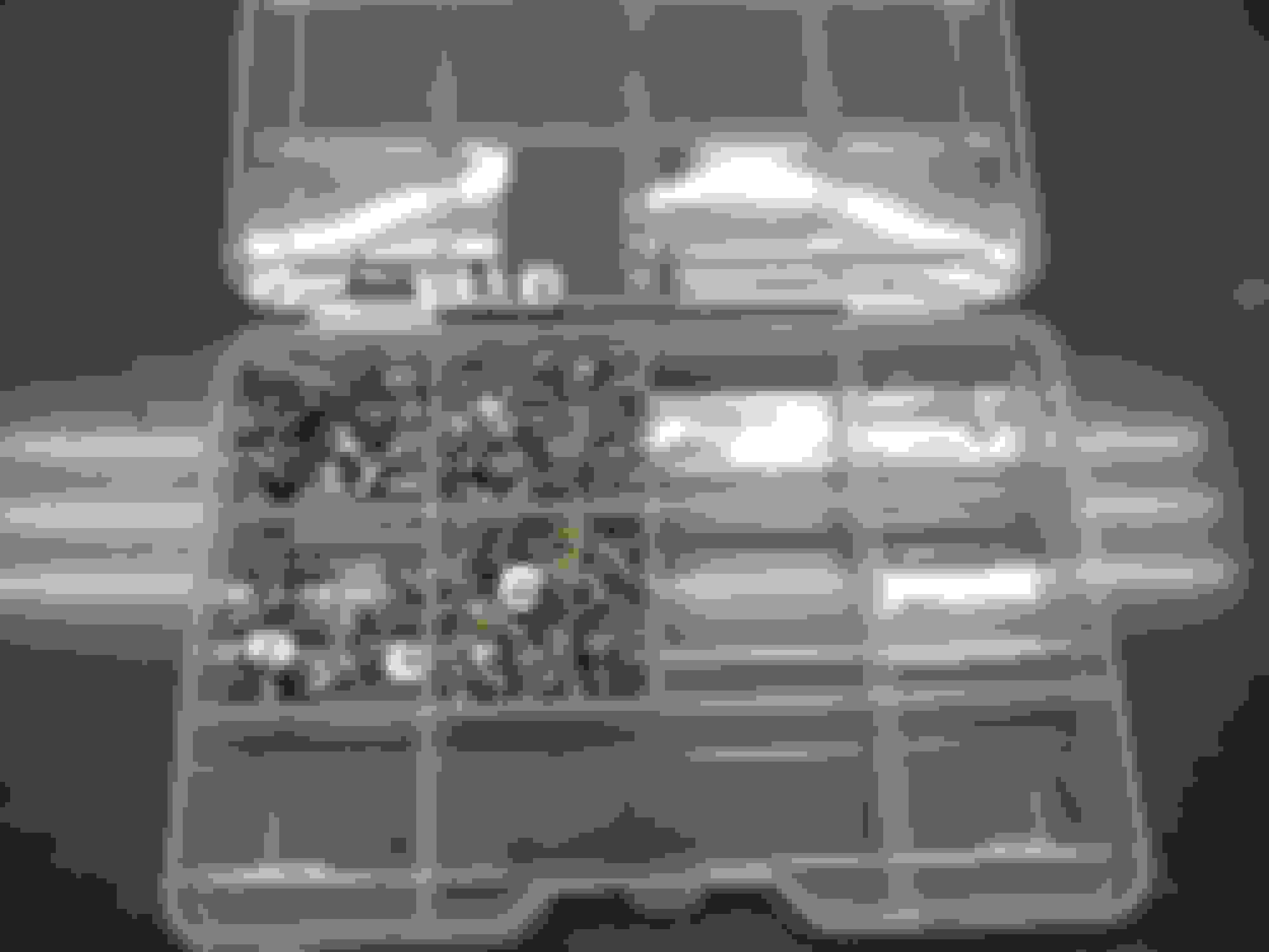 C1 Installing Solid Aluminum Rivets in Door Pinwheel Mount ...