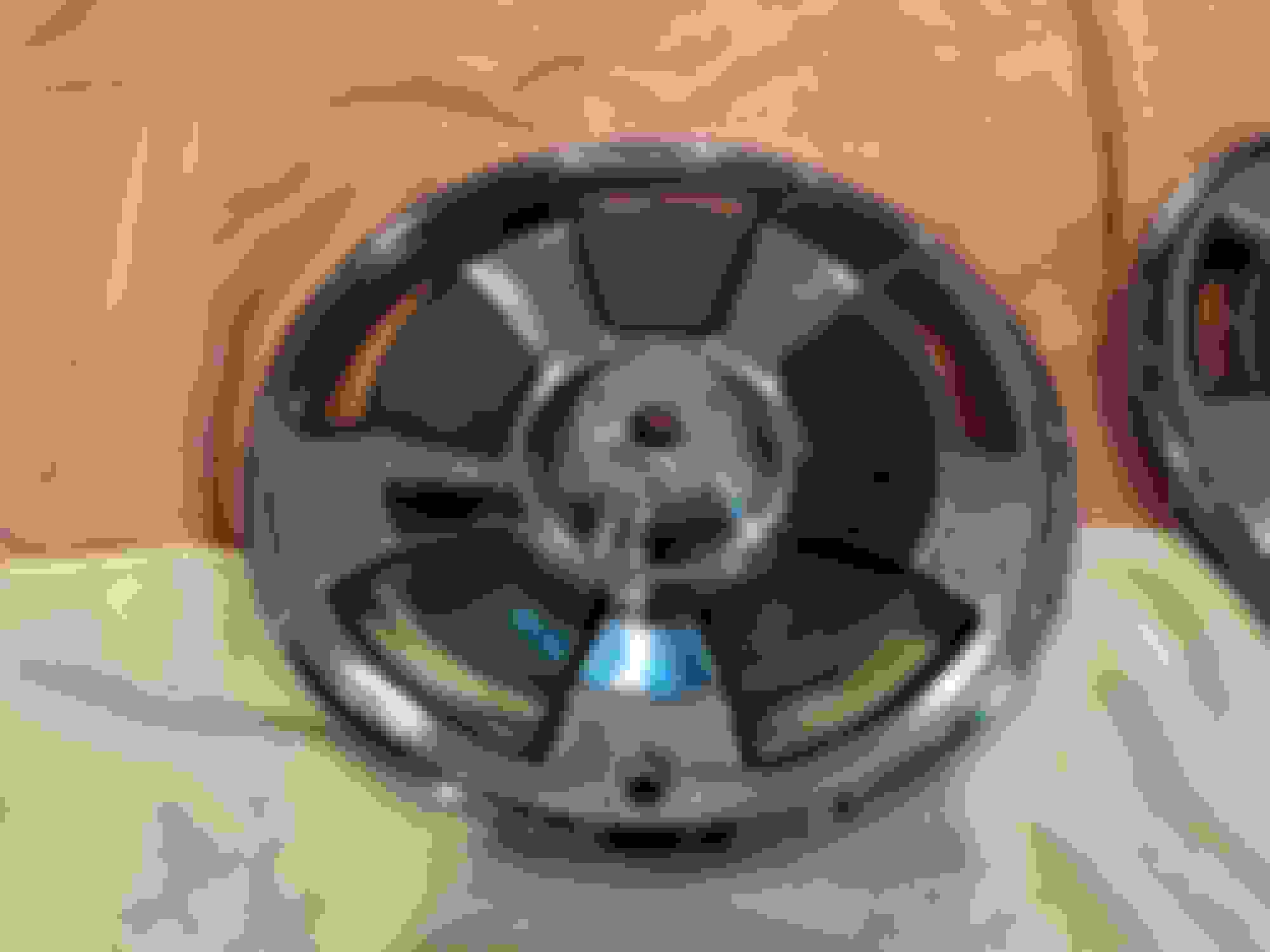 FS (For Sale) 1996 hubcaps, spinners, spacers & mounting hardware ...