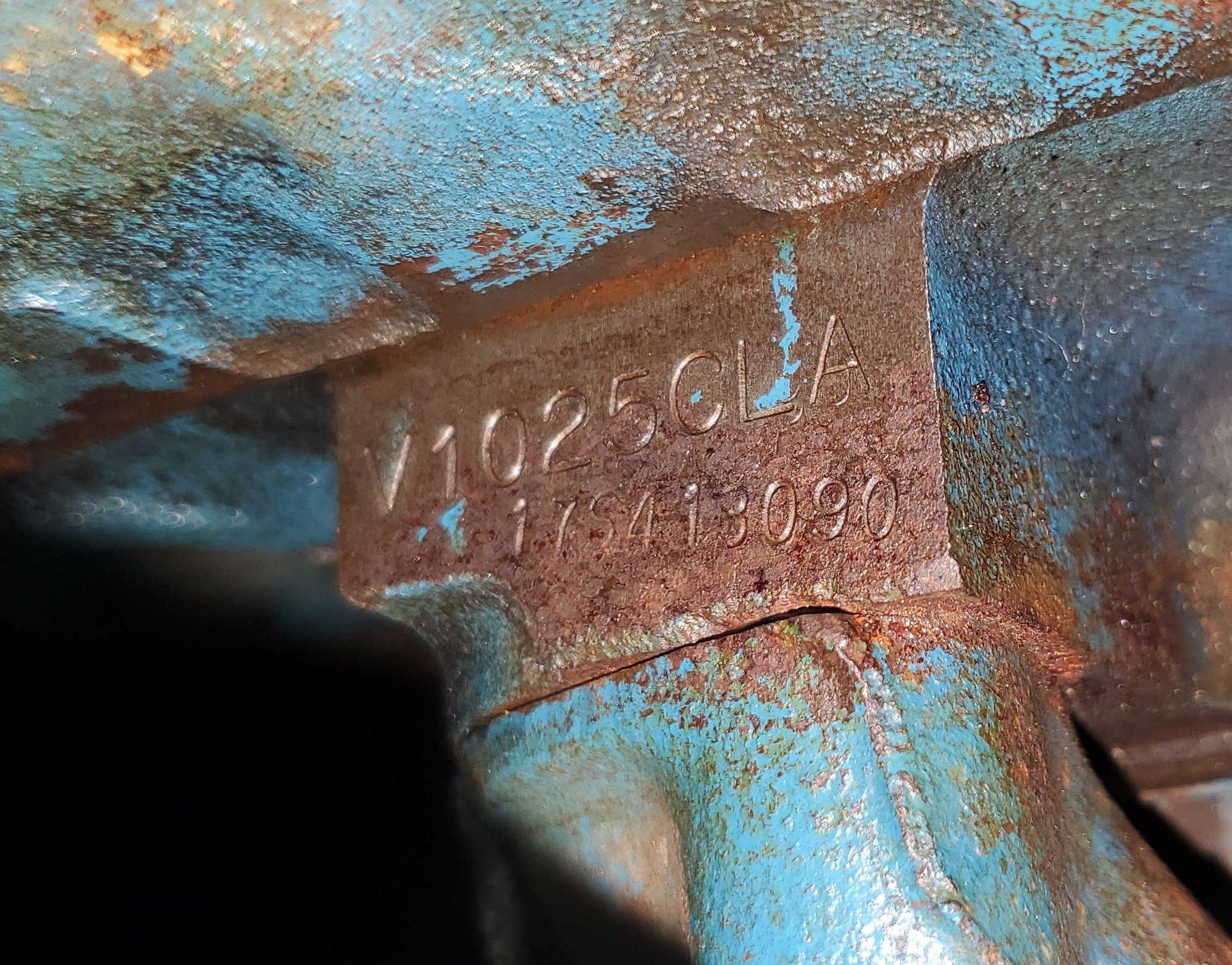 Intake with no EGR and emission hose routing - CorvetteForum ...