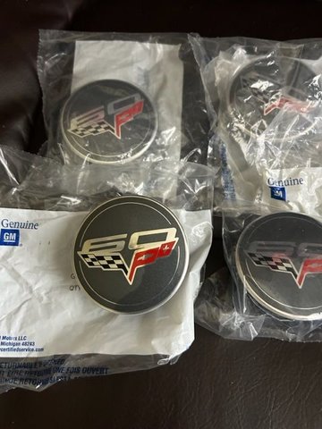 FS (For Sale) C6 60th Anniversary Center Caps - CorvetteForum ...