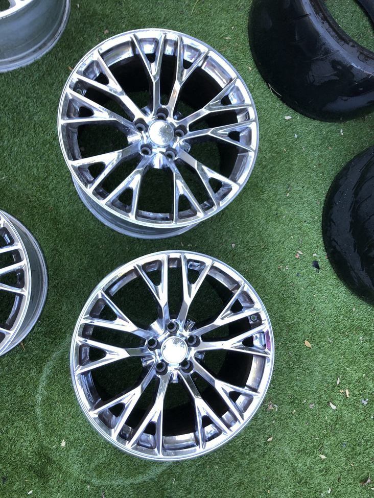 FS (For Sale) OEM C7 Z51 & C7 Z06 Wheels Silver & Chrome with Toyo R888 ...