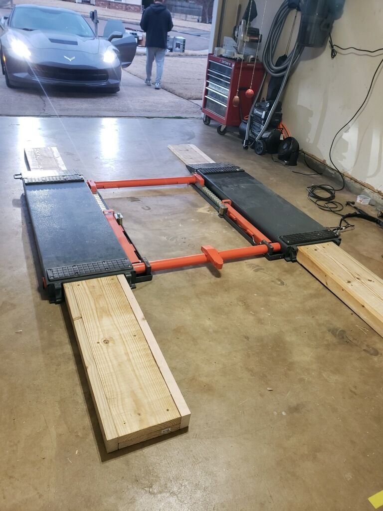 Stratus SAE-MSOC80E Mid Rise Scissor Lift - CorvetteForum - Chevrolet ...